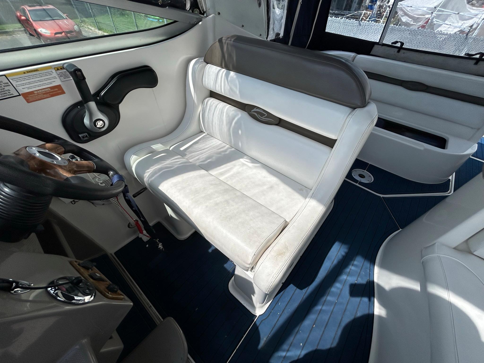 2008 Rinker 260 Express Cruiser Cruiser for sale - YachtWorld