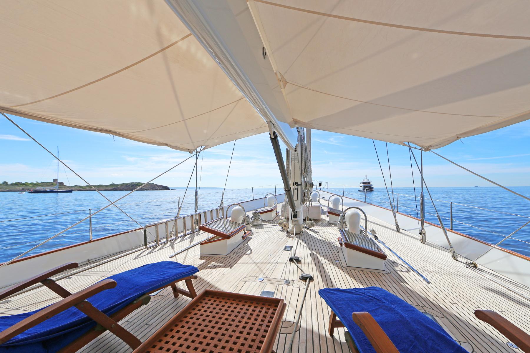 FOFTEIN STAR Ketch Royal Huisman for sale - YachtWorld