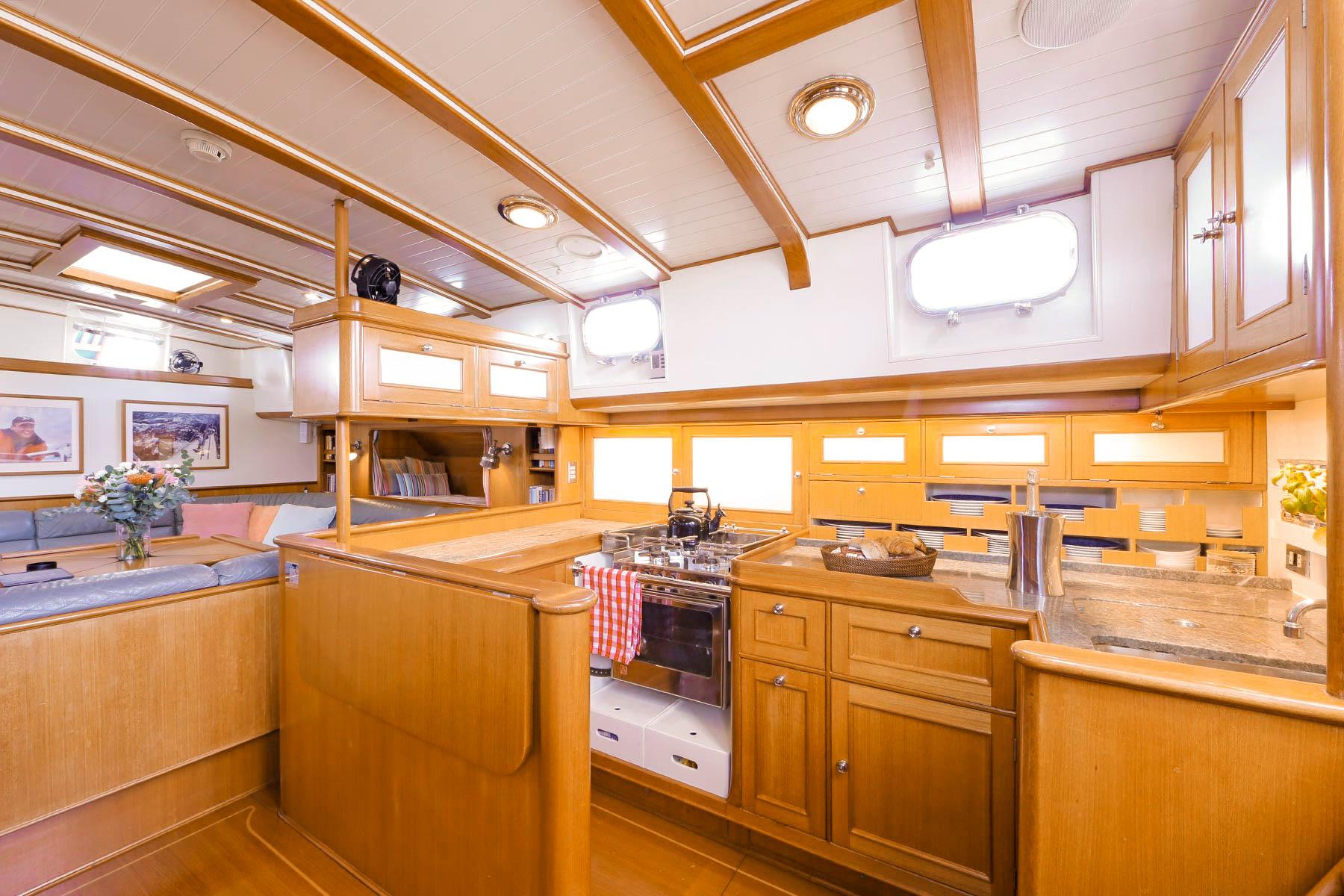 FOFTEIN STAR Ketch Royal Huisman for sale - YachtWorld