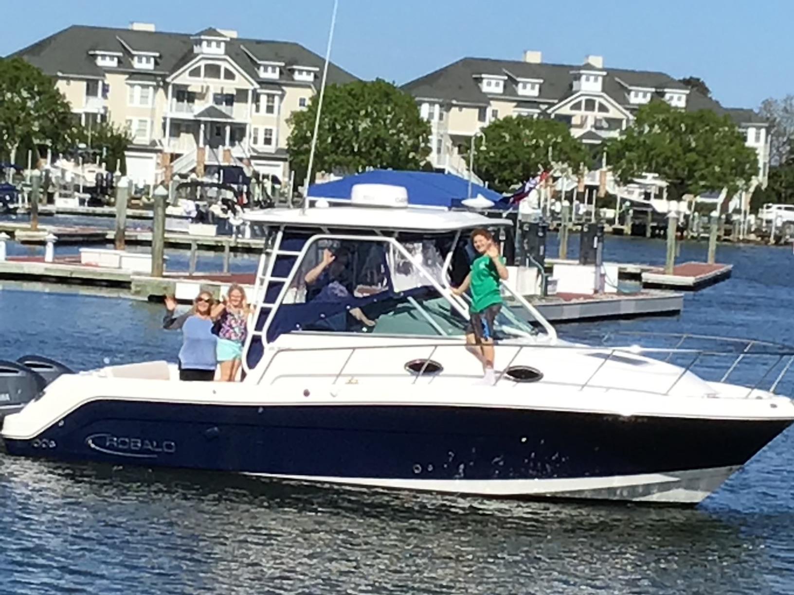 Occasion 2017 Robalo R305 Walkaround - Maryland | TopBoats