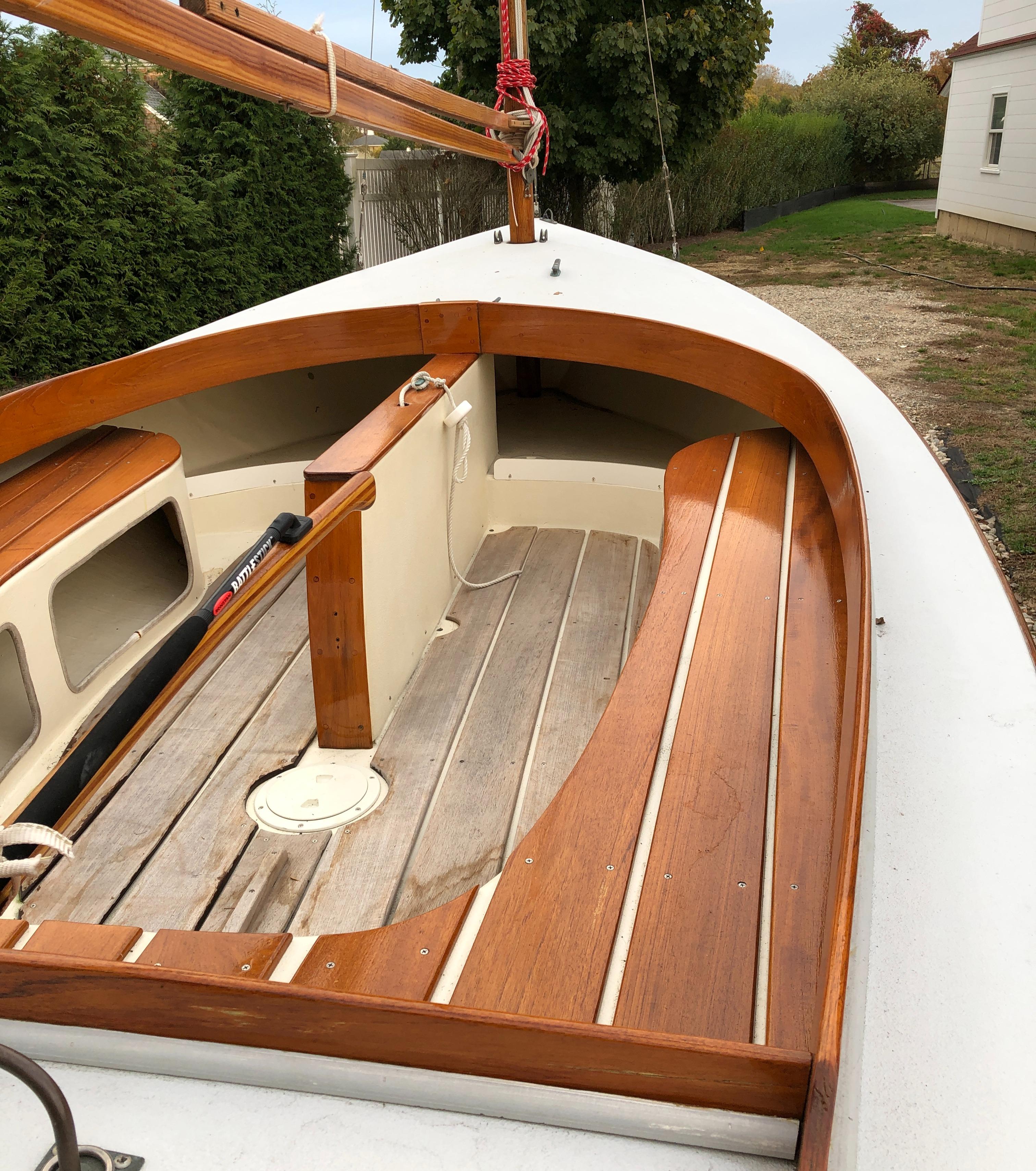 2004 Compass Classic and Turnkey Daysailer for sale - YachtWorld