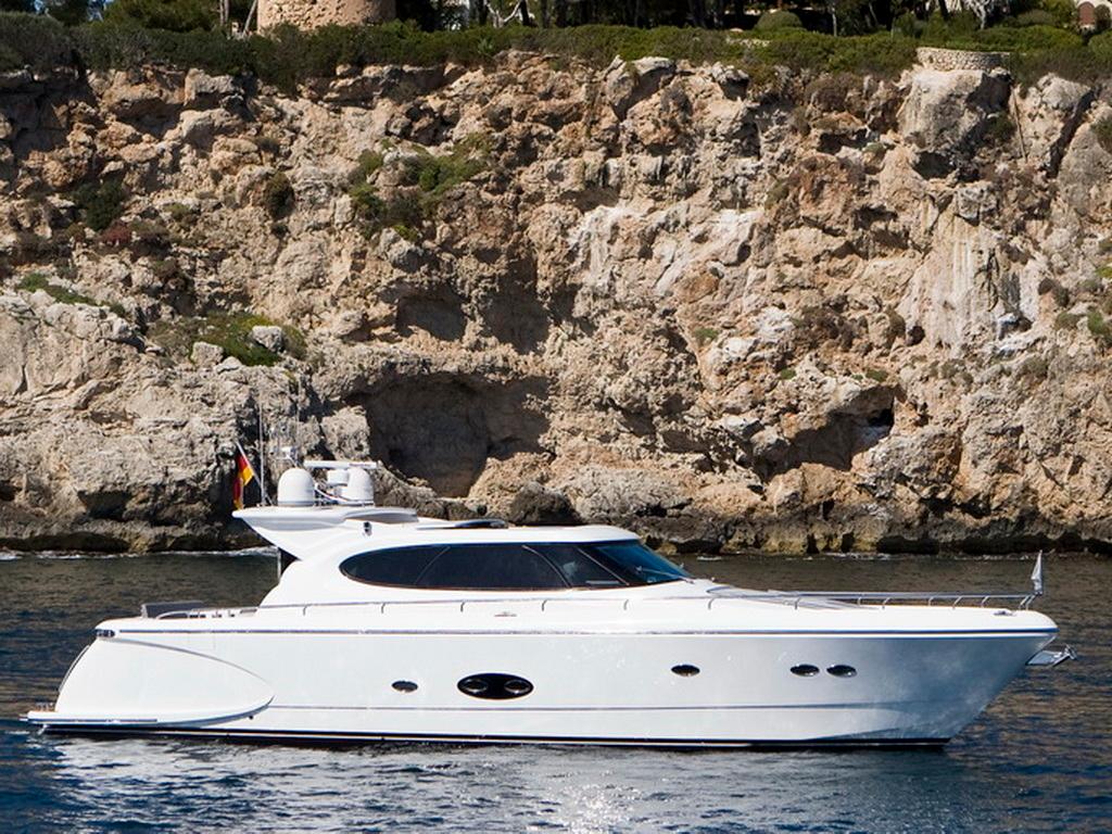 Elegance Elegance 60 Open | 2009 | 19m | Boatshop24