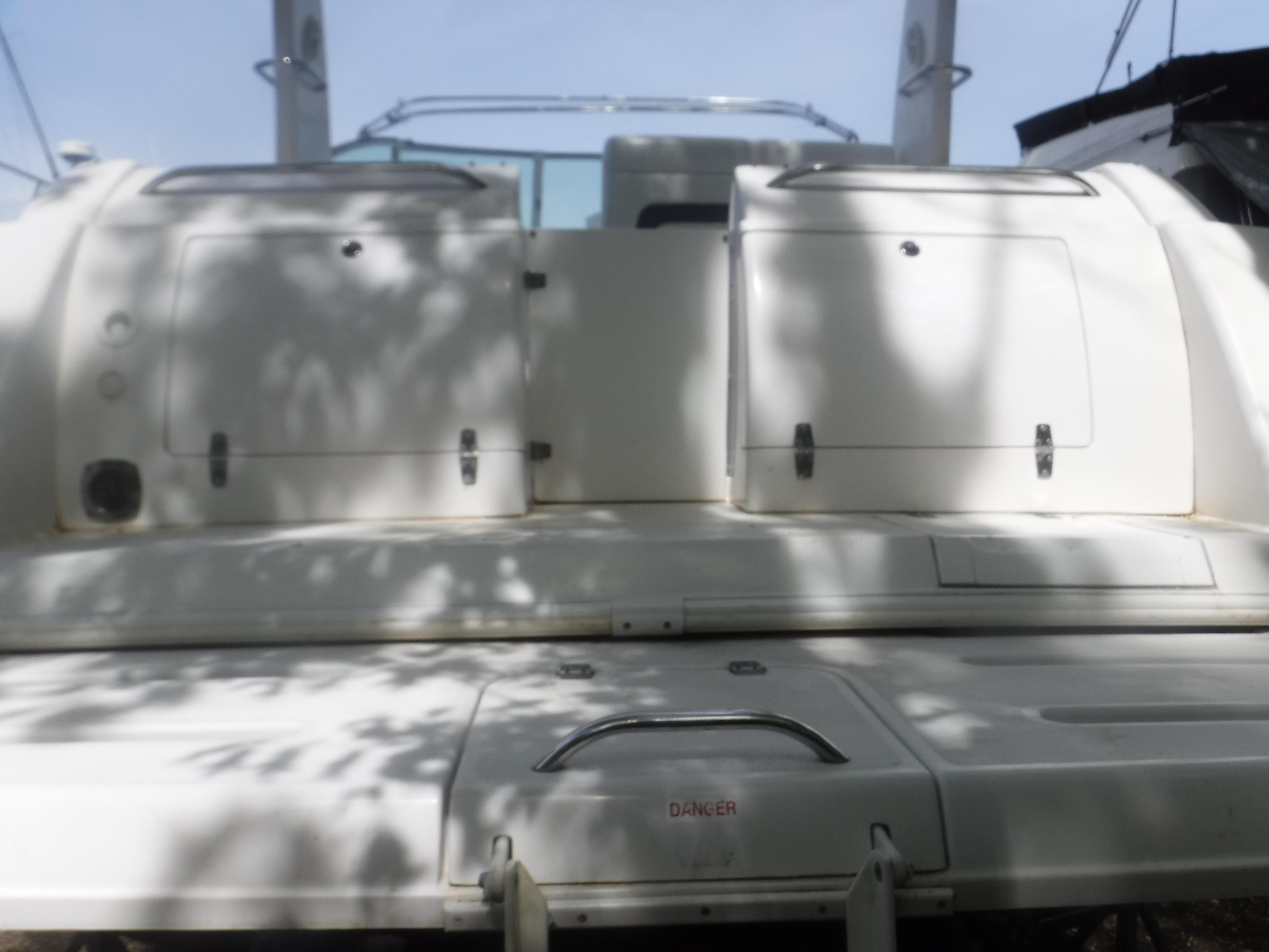 1998 Donzi 3250 Lxc Cruiser for sale - YachtWorld