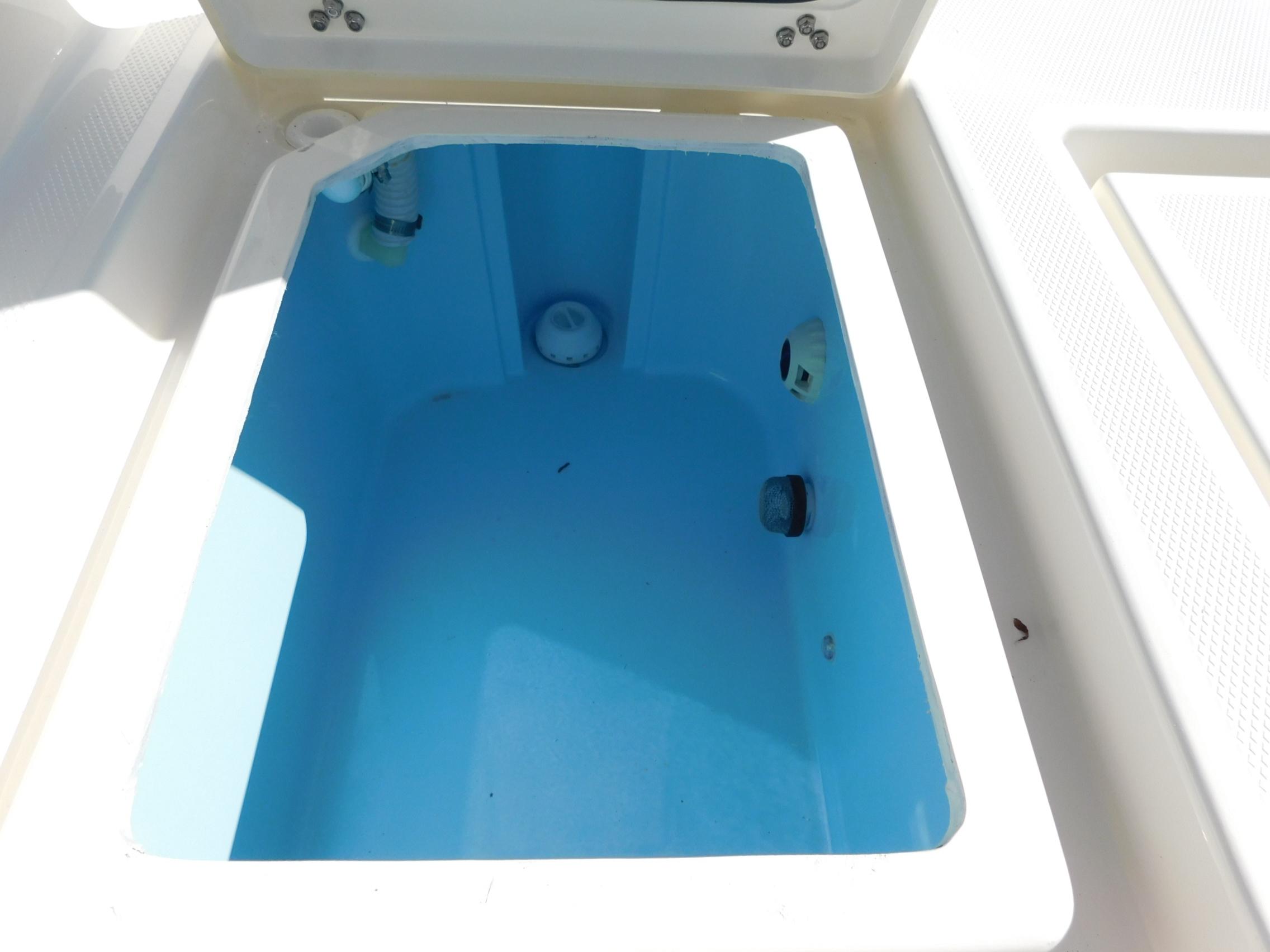 2024 Pathfinder 2400 TRS Center Console for sale - YachtWorld