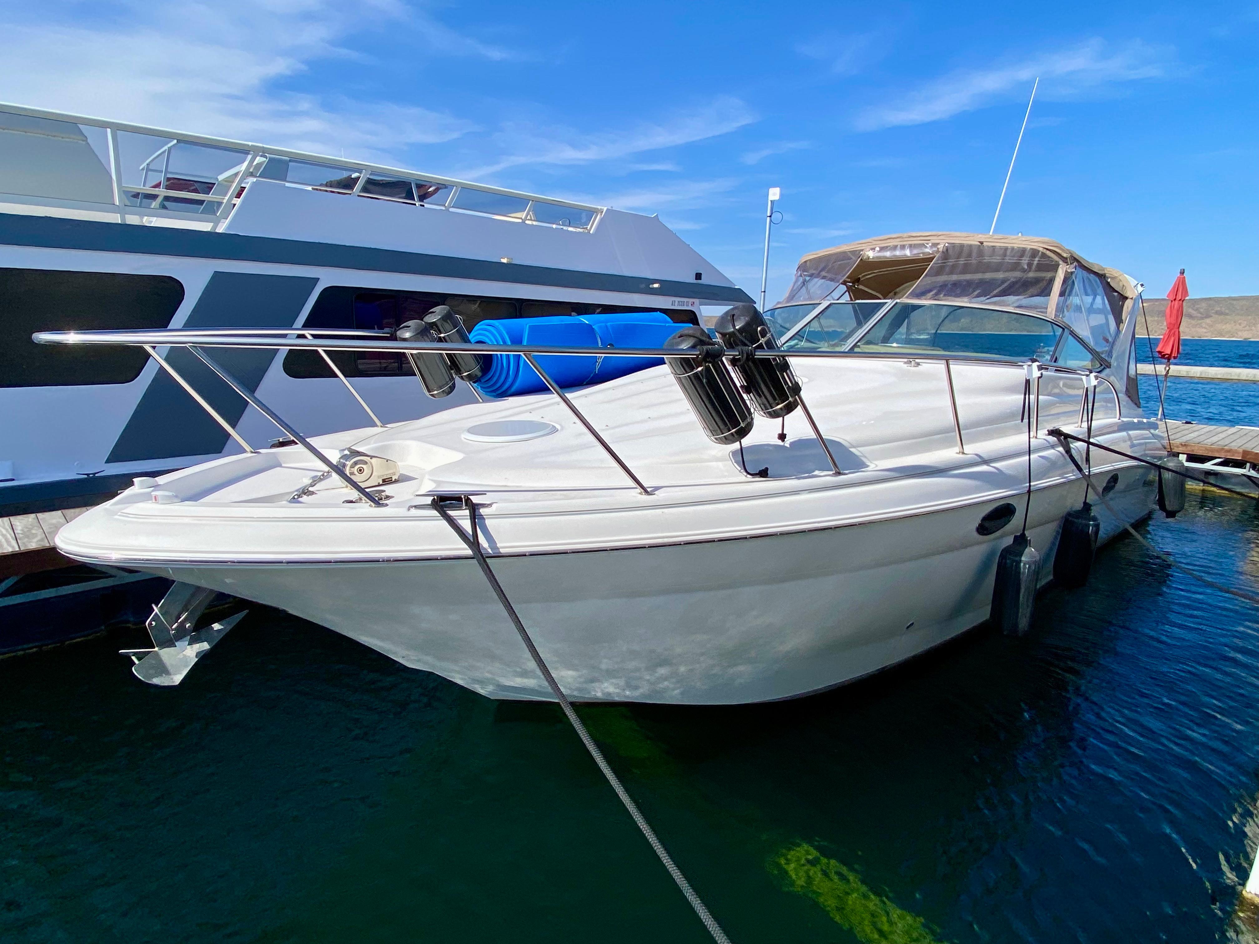 2001 Wellcraft 3300 Martinique Cruceros en venta - YachtWorld