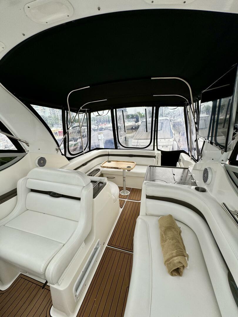 2011 Rinker 280 Express Cruiser Express Cruiser for sale - YachtWorld