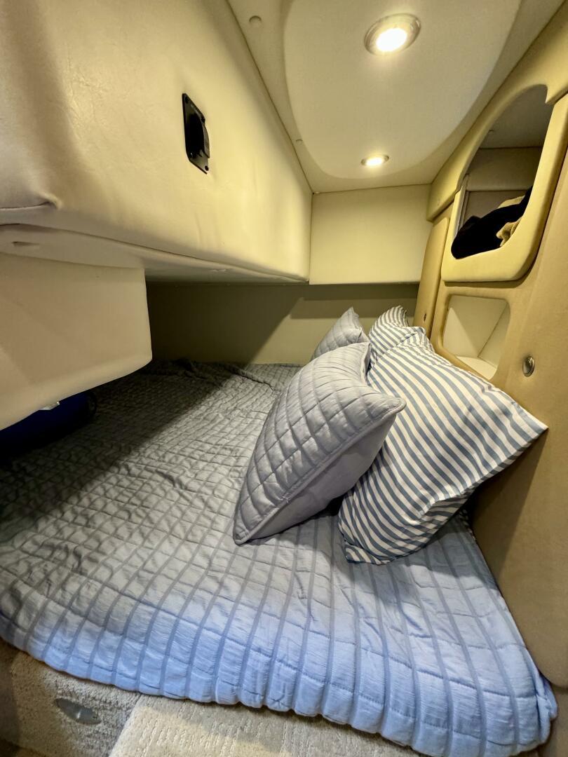 2011 Rinker 280 Express Cruiser Express Cruiser for sale - YachtWorld