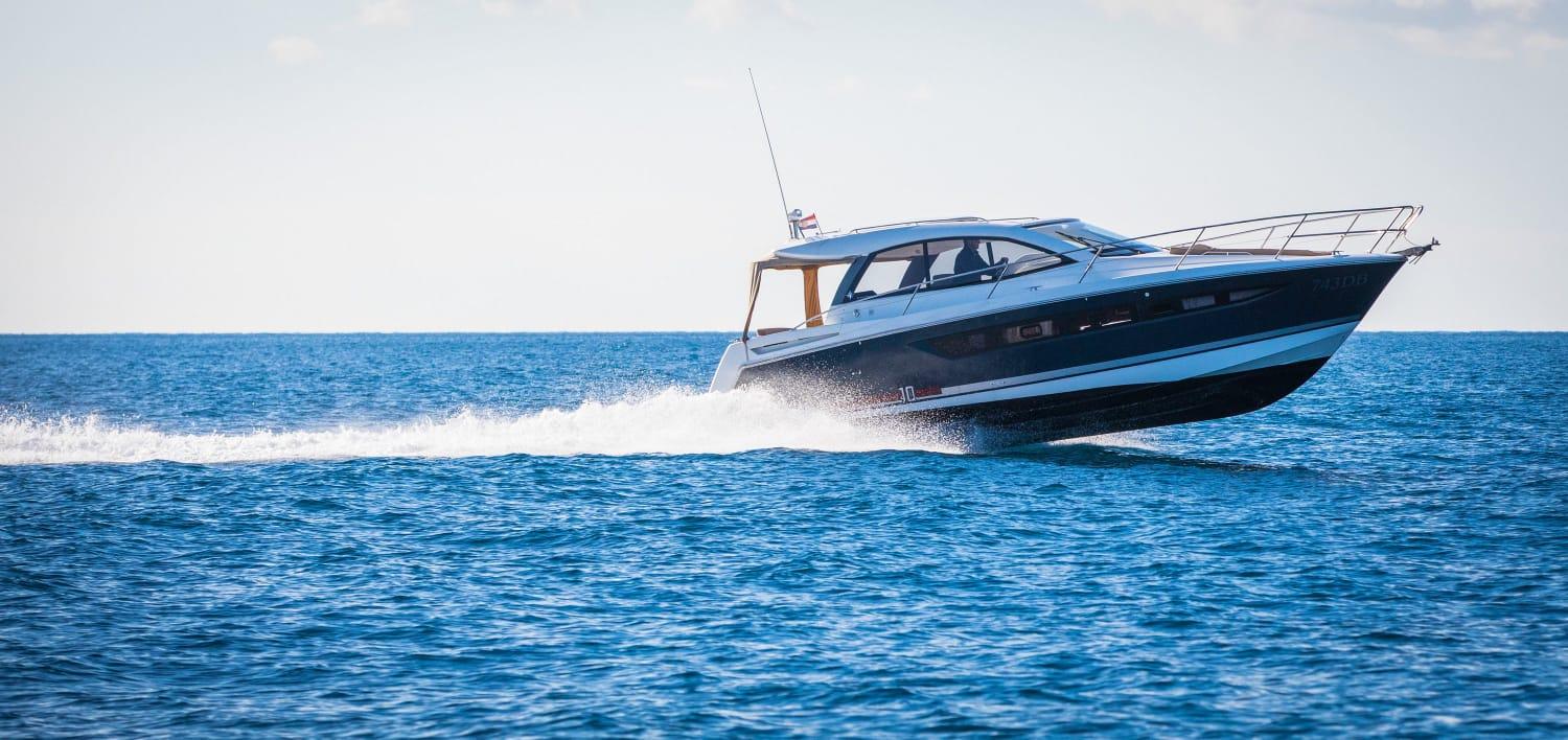 2012 Jeanneau Leader 10 Sports Cruiser for sale - YachtWorld