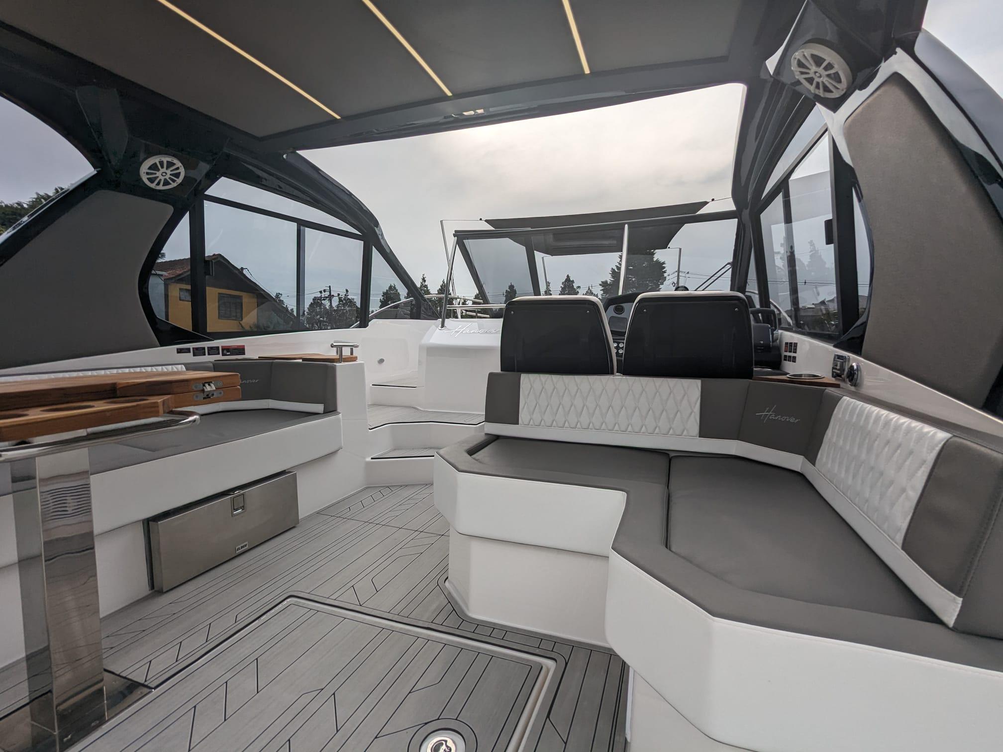 2024 Hanover 387 Motor Yachts for sale - YachtWorld