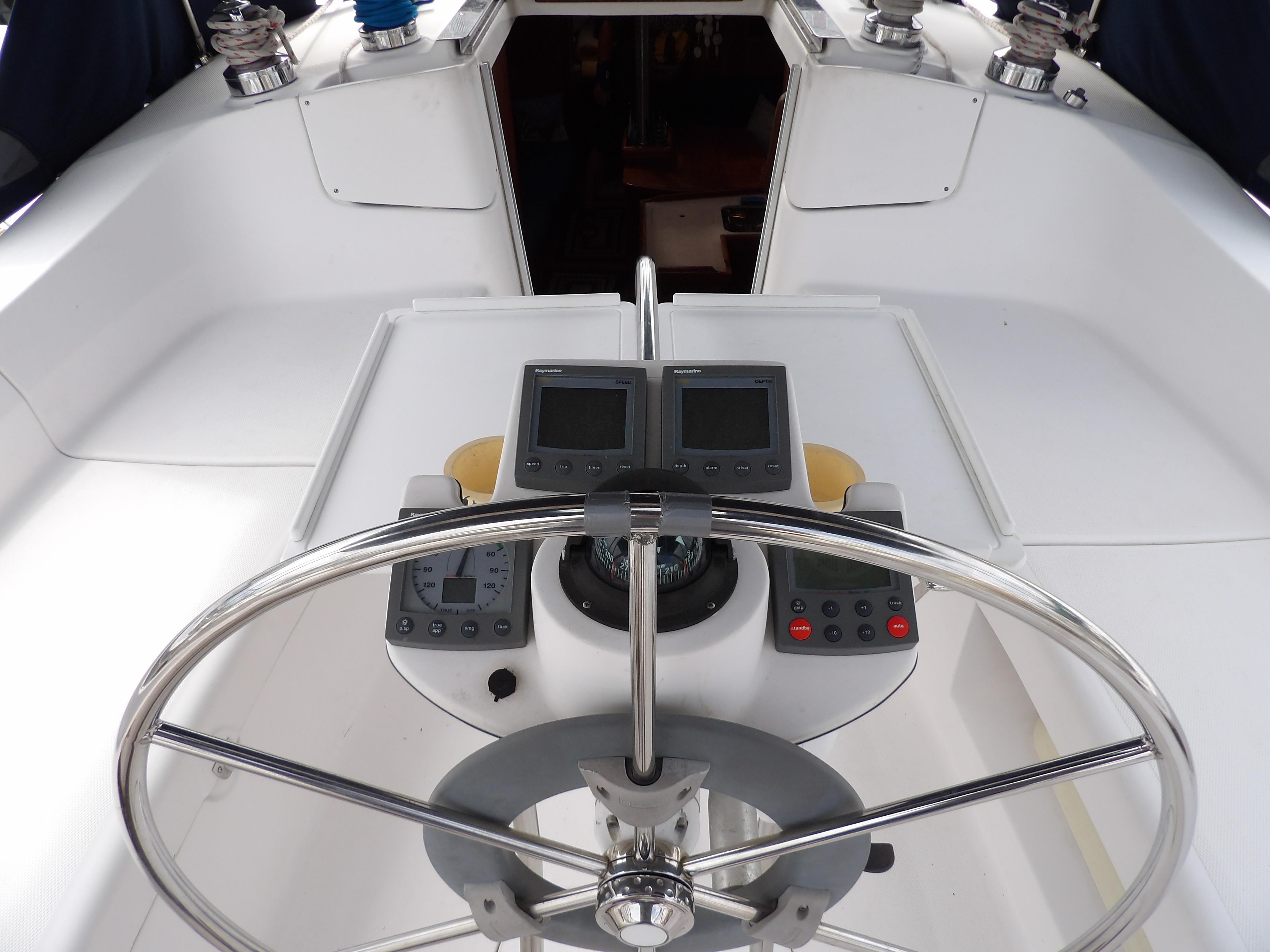 2002 Hunter 356 Cruiser for sale - YachtWorld