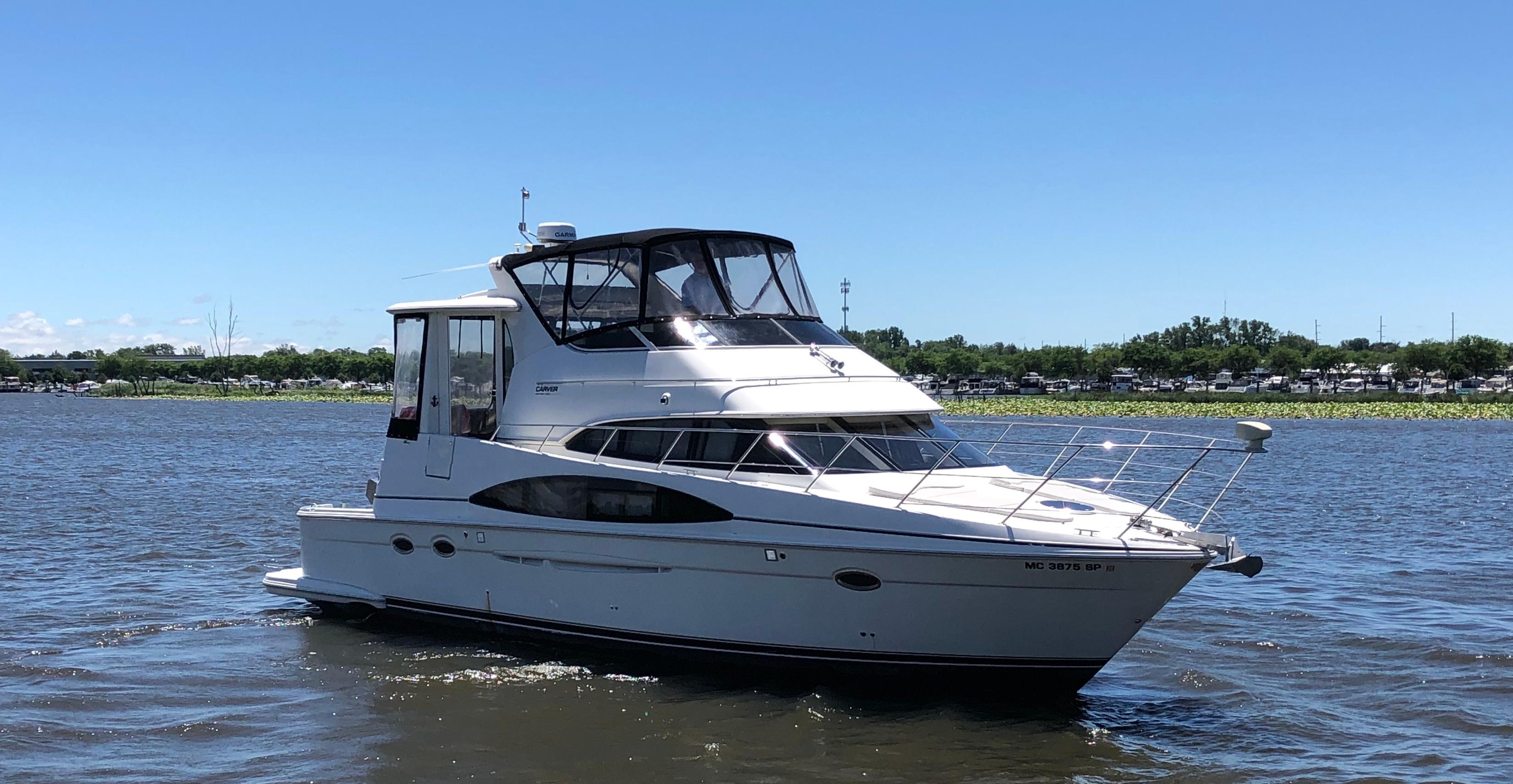2004 Carver 444 Cockpit Motor Yacht Cruiser for sale - YachtWorld