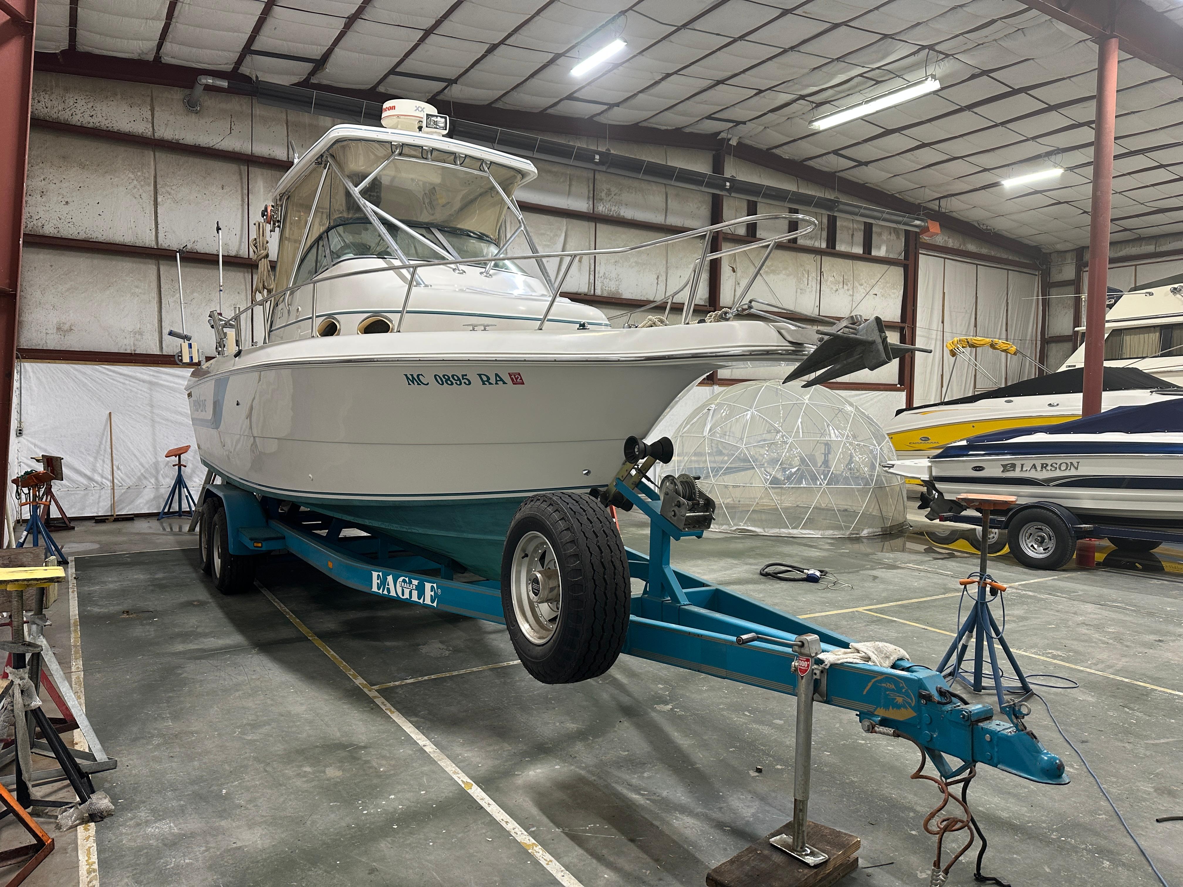 1996 Pro-Line 251 Walkaround I/O Walkaround for sale - YachtWorld