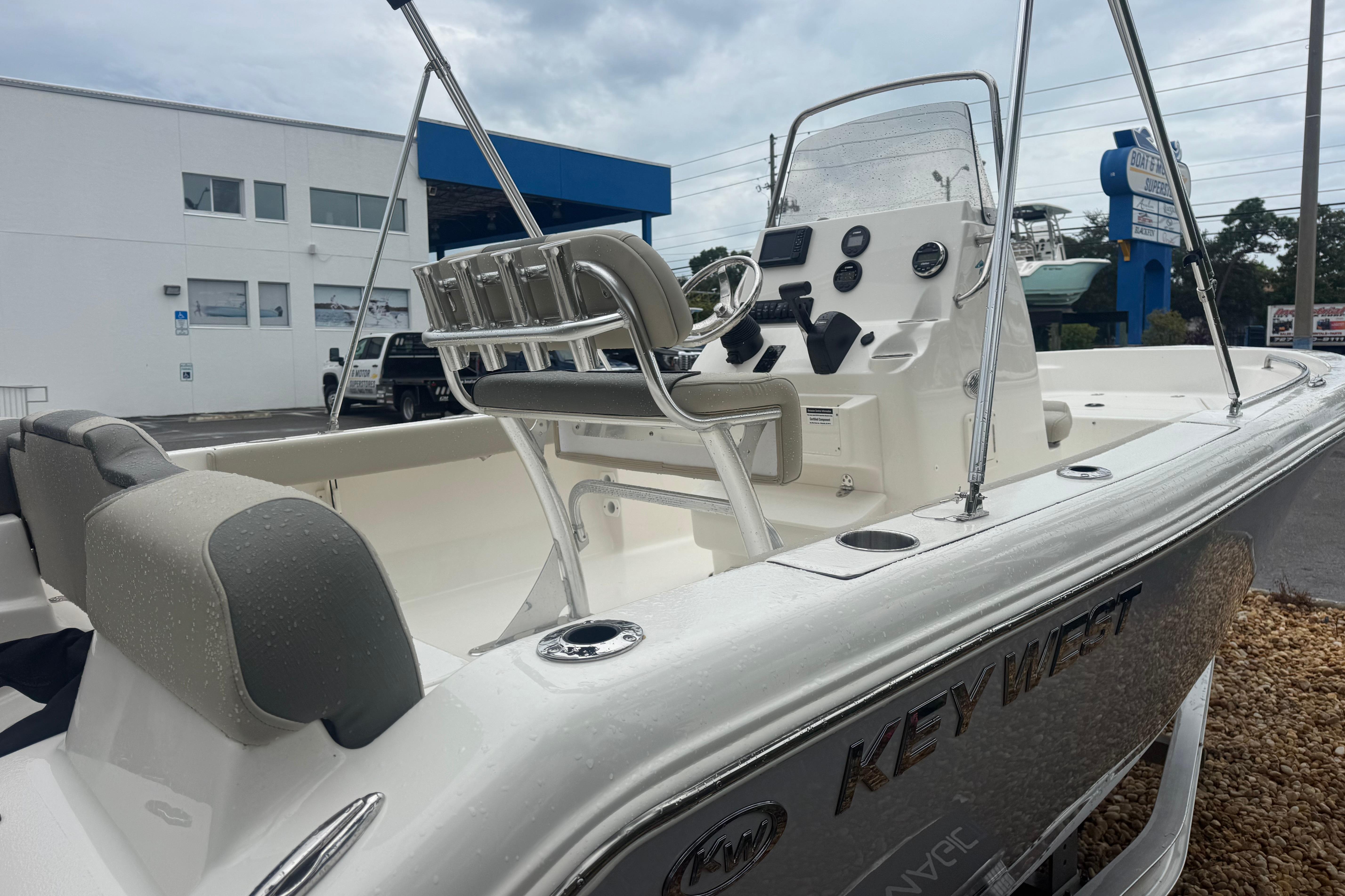 2026 Key West 189 FS Keskipulpetti myytävät - YachtWorld