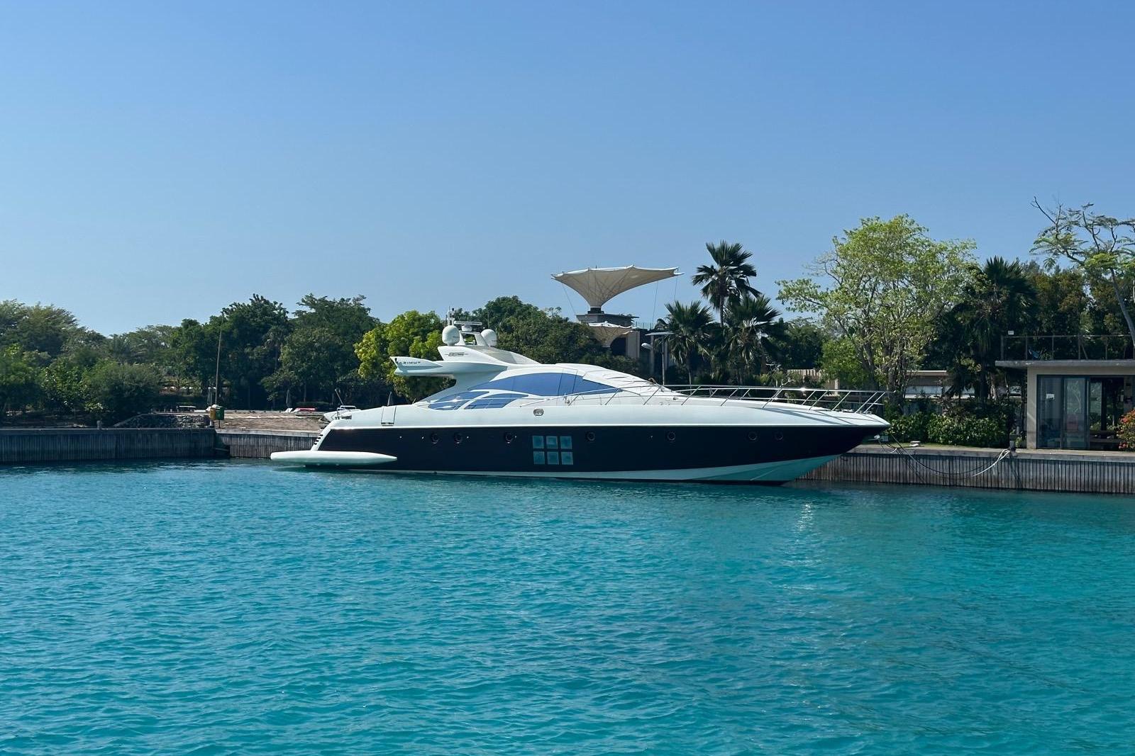 Azimut 86S | 2009 | 26m | Boatshop24