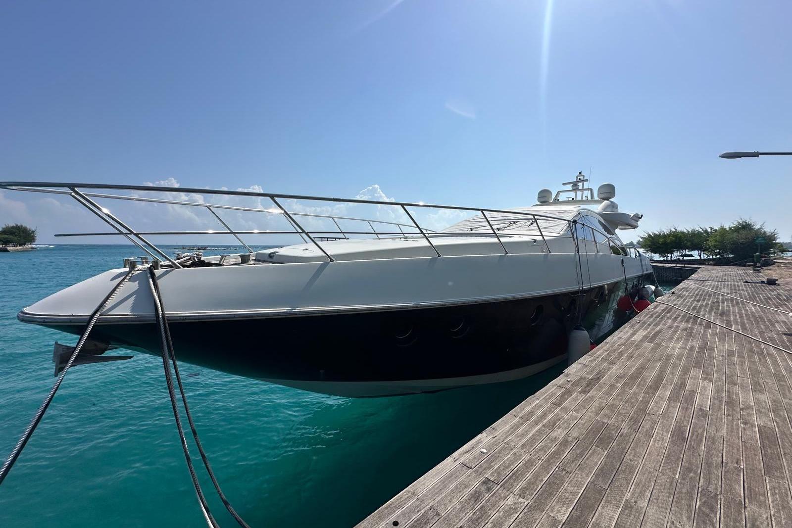 Azimut 86S | 2009 | 26m | Boatshop24