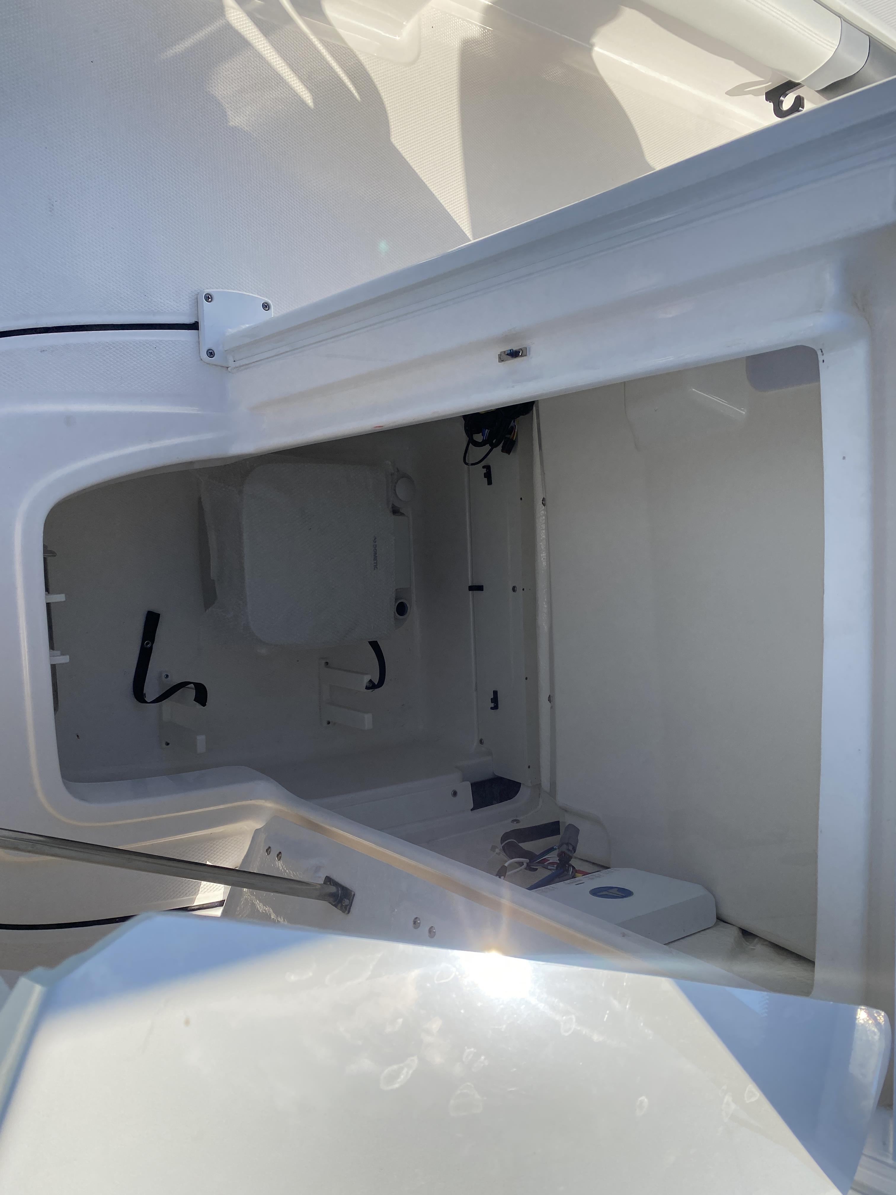 2023 Robalo 246 Bay for sale - YachtWorld