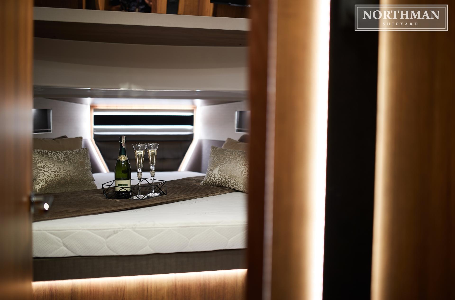 2022 Northman 1200 Fly Cruiser for sale - YachtWorld