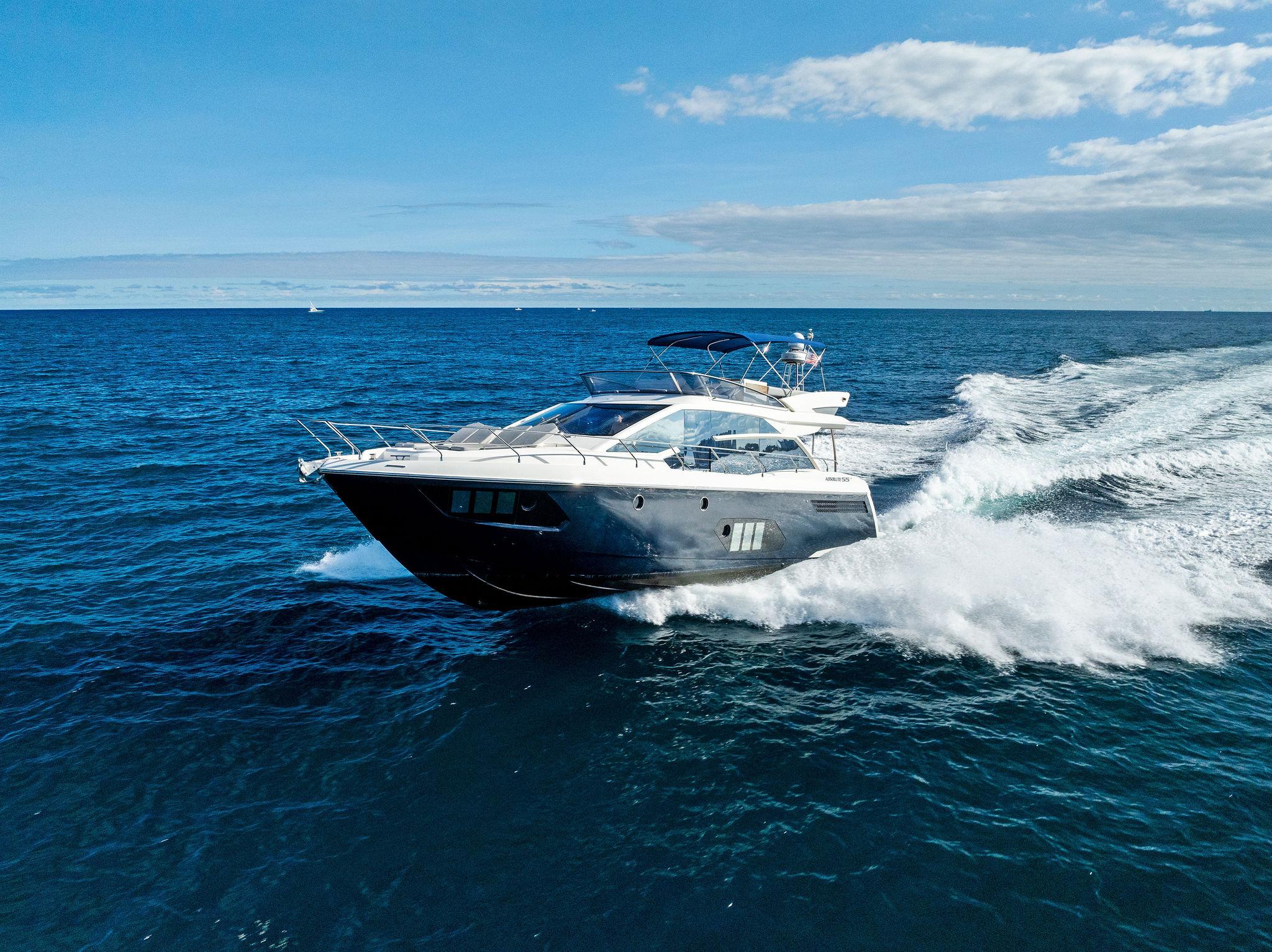 2013 Absolute 55 FLY Motor Yachts for sale - YachtWorld
