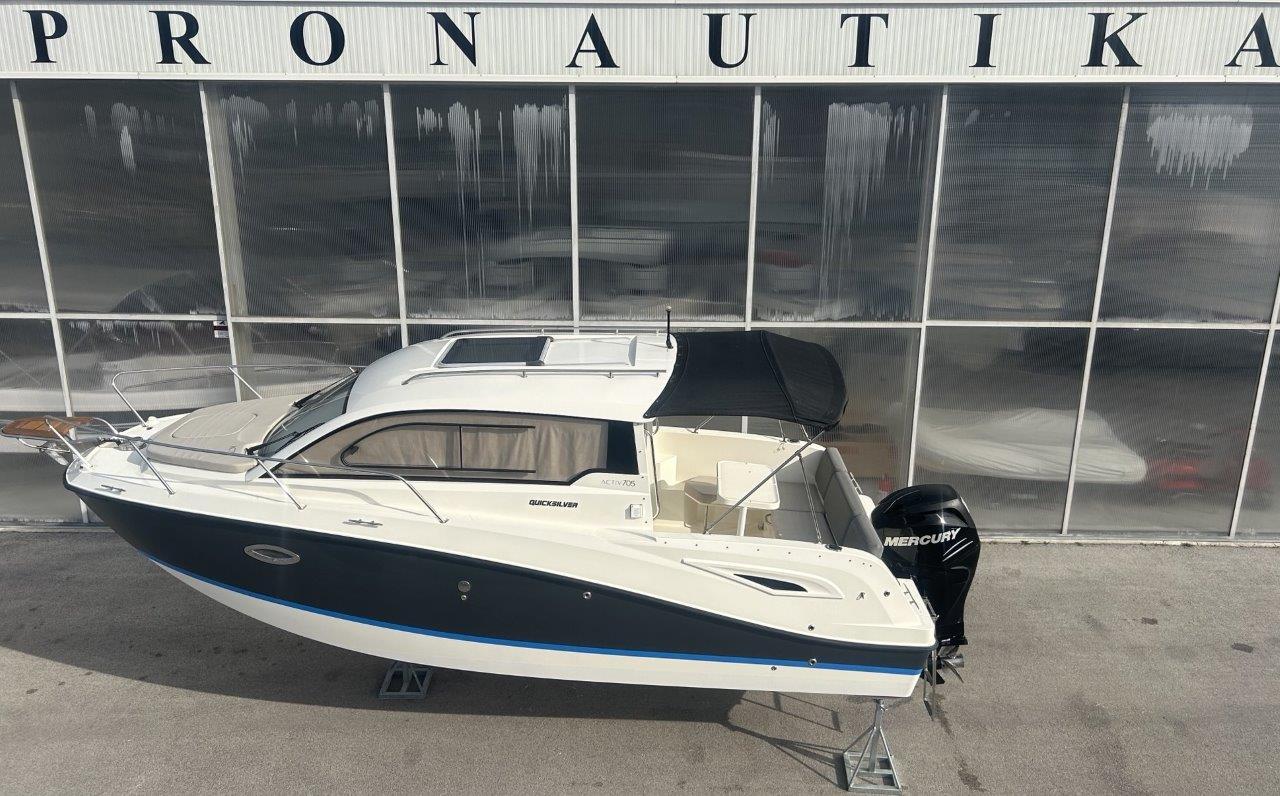 Quicksilver 705 Active cruiser | 2012 | 7m | Boatshop24