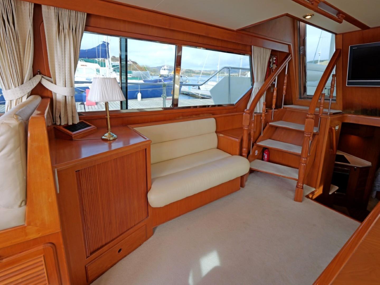 2002 Trader 535 Signature Flybridge for sale - YachtWorld