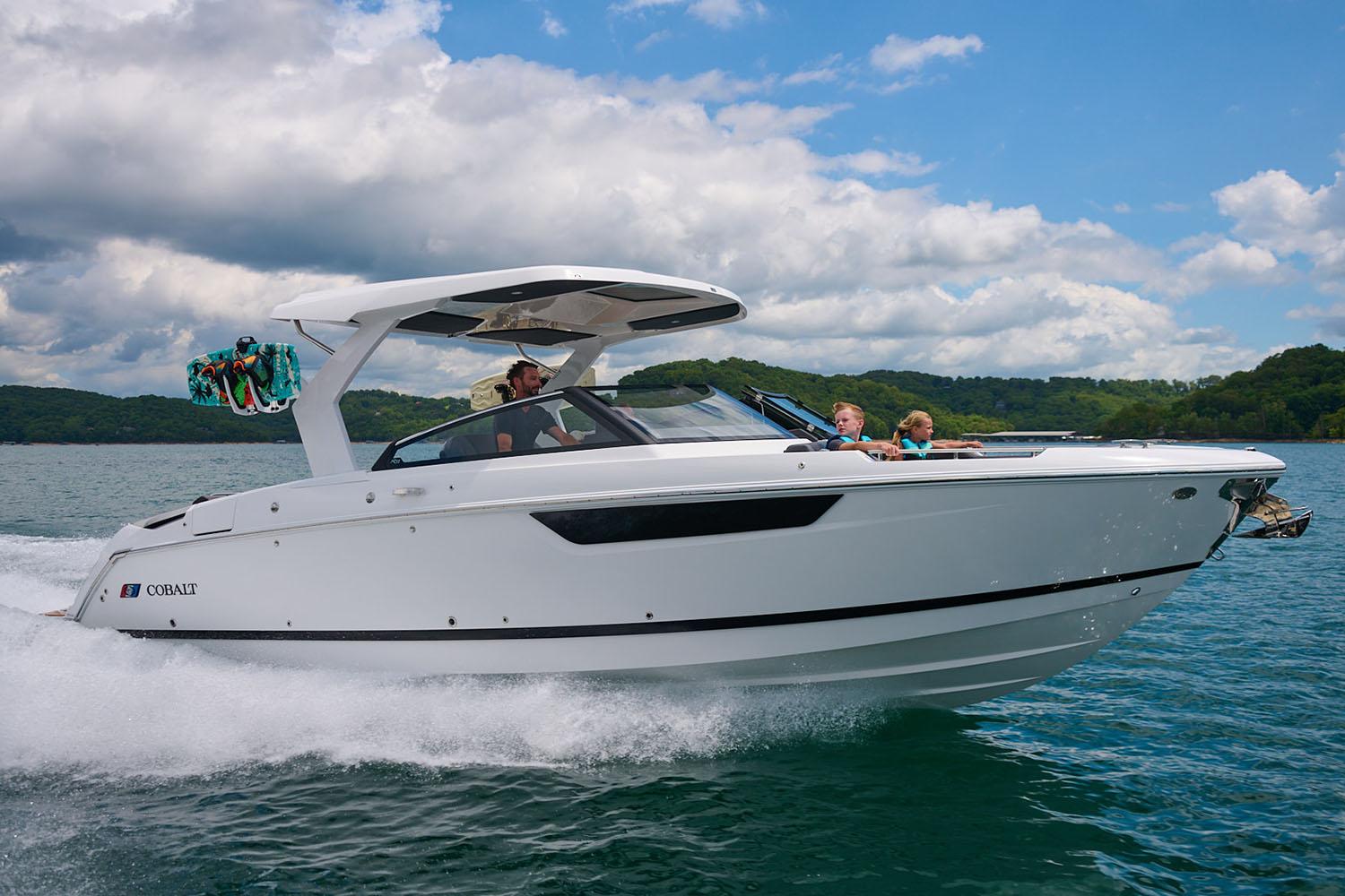 2025 Cobalt R31 Bowrider for sale - YachtWorld