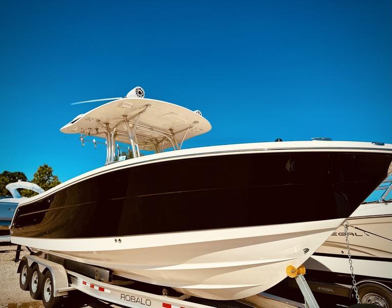 2013 Robalo 300 Robalo Center Console for sale - YachtWorld