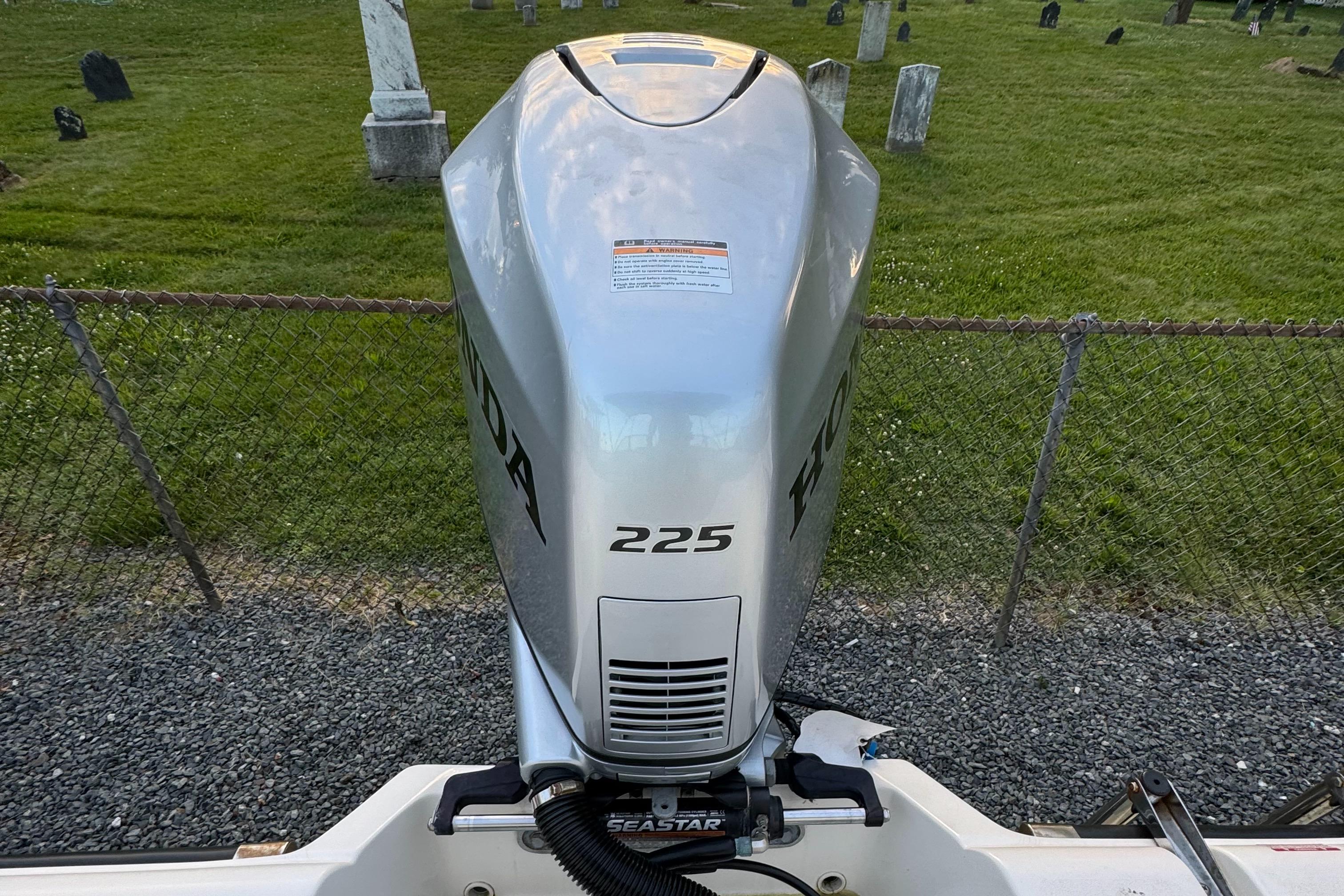 2018 Key West 239 DFS Dual Console for sale - YachtWorld