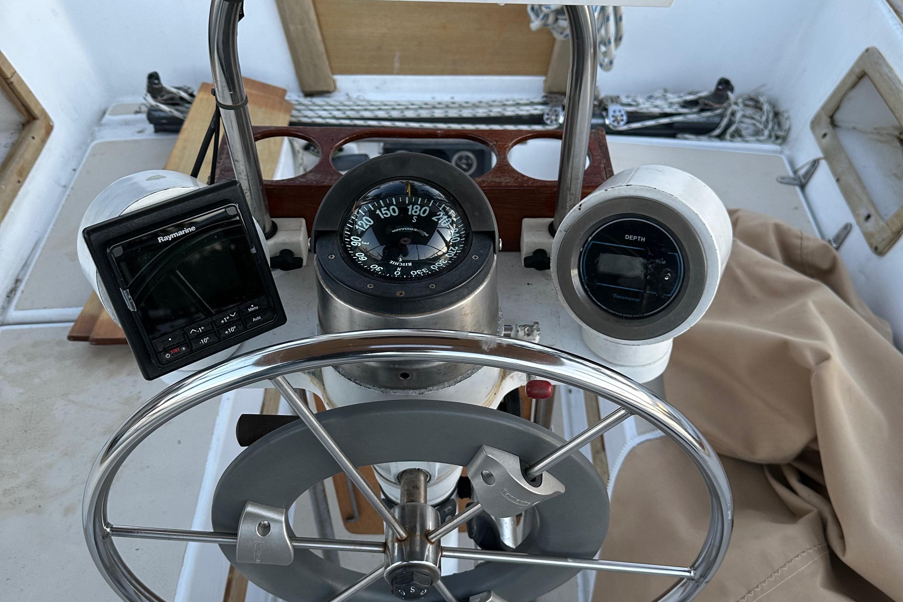 1978 Endeavour 32 Sloop Racer/Cruiser for sale - YachtWorld