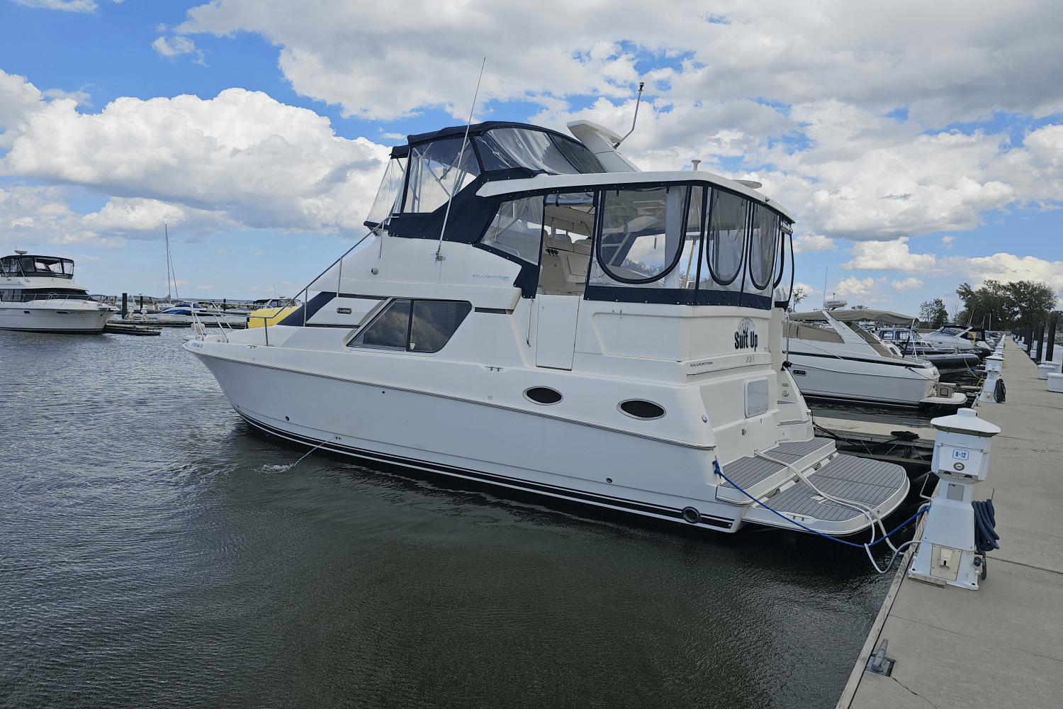 2001 Silverton 392 Motor Yacht Motor Yachts for sale - YachtWorld