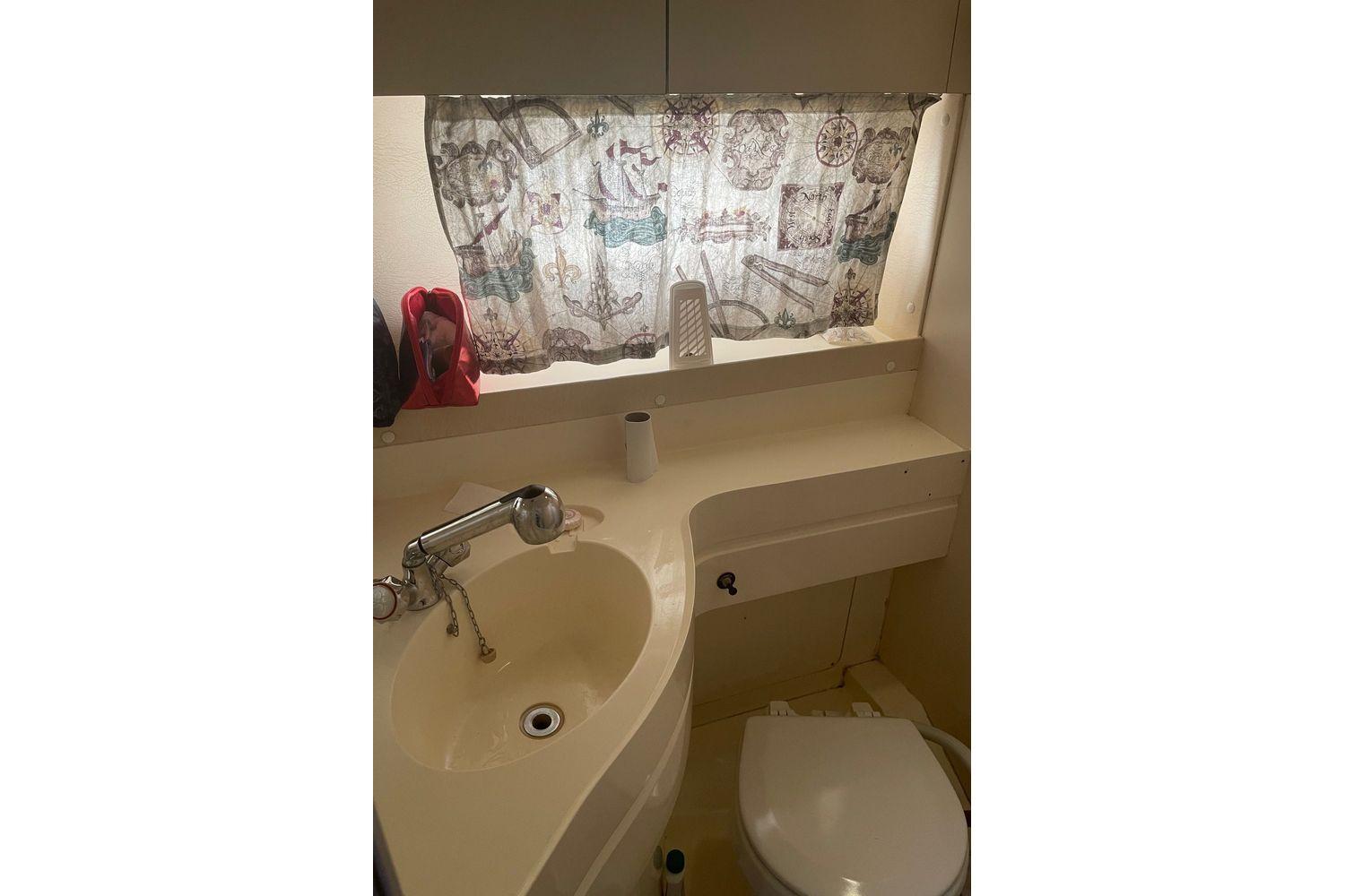 1991 Princess 36 Riviera Flybridge for sale - YachtWorld