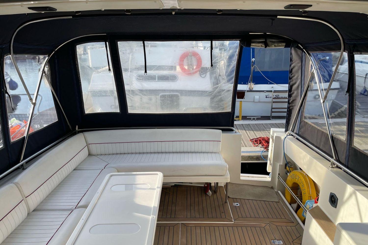 1991 Princess 36 Riviera Flybridge for sale - YachtWorld