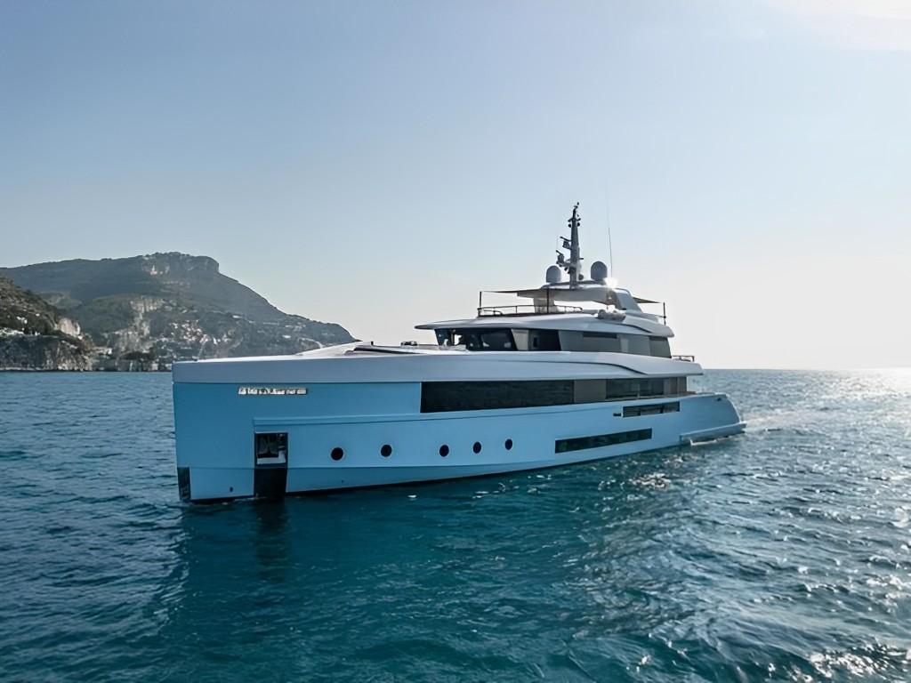 Gebraucht 2021 Admiral Atos 48M | TopBoats