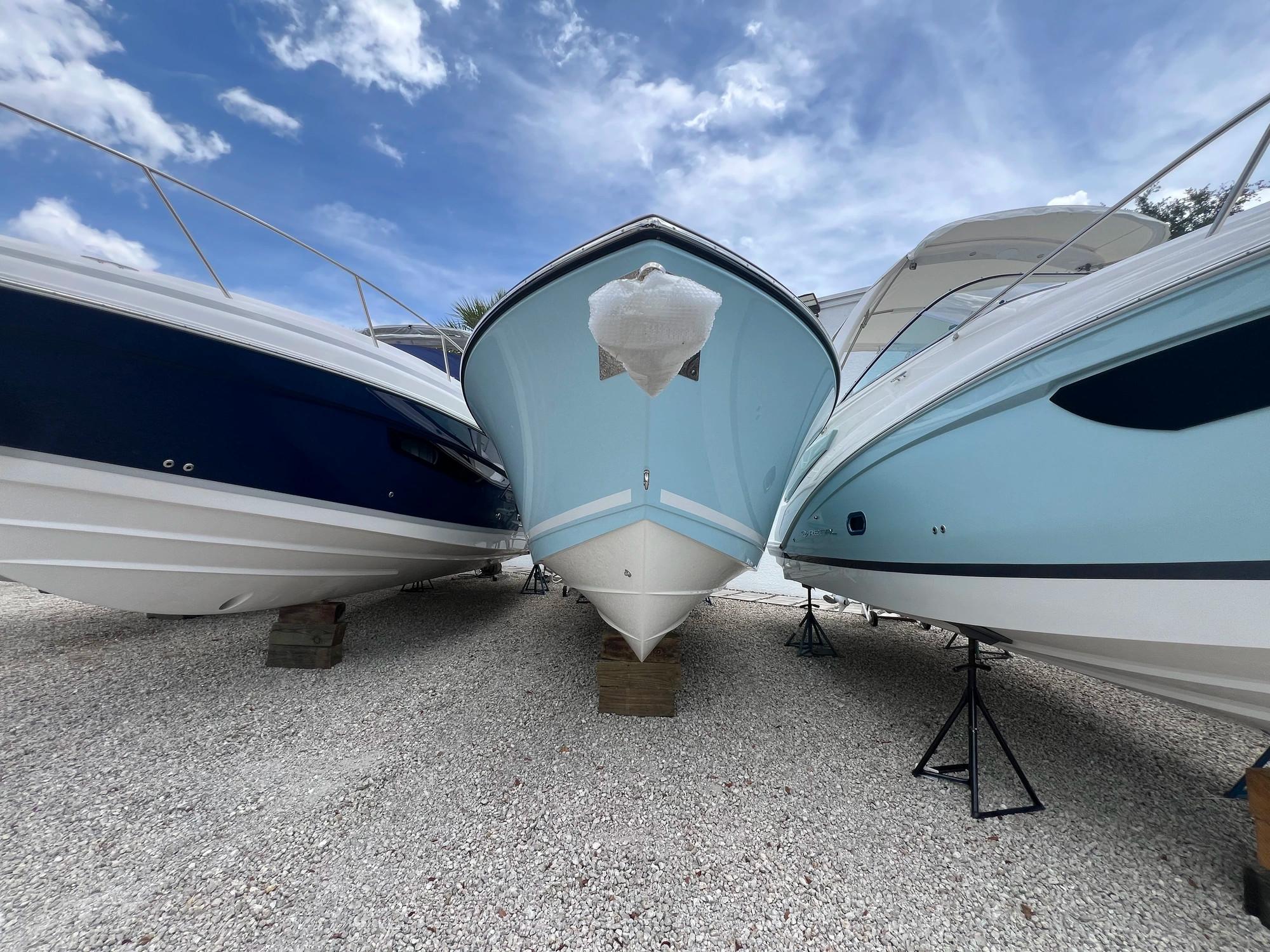 2024 Cobia 280 DC Dual Console til salgs- YachtWorld