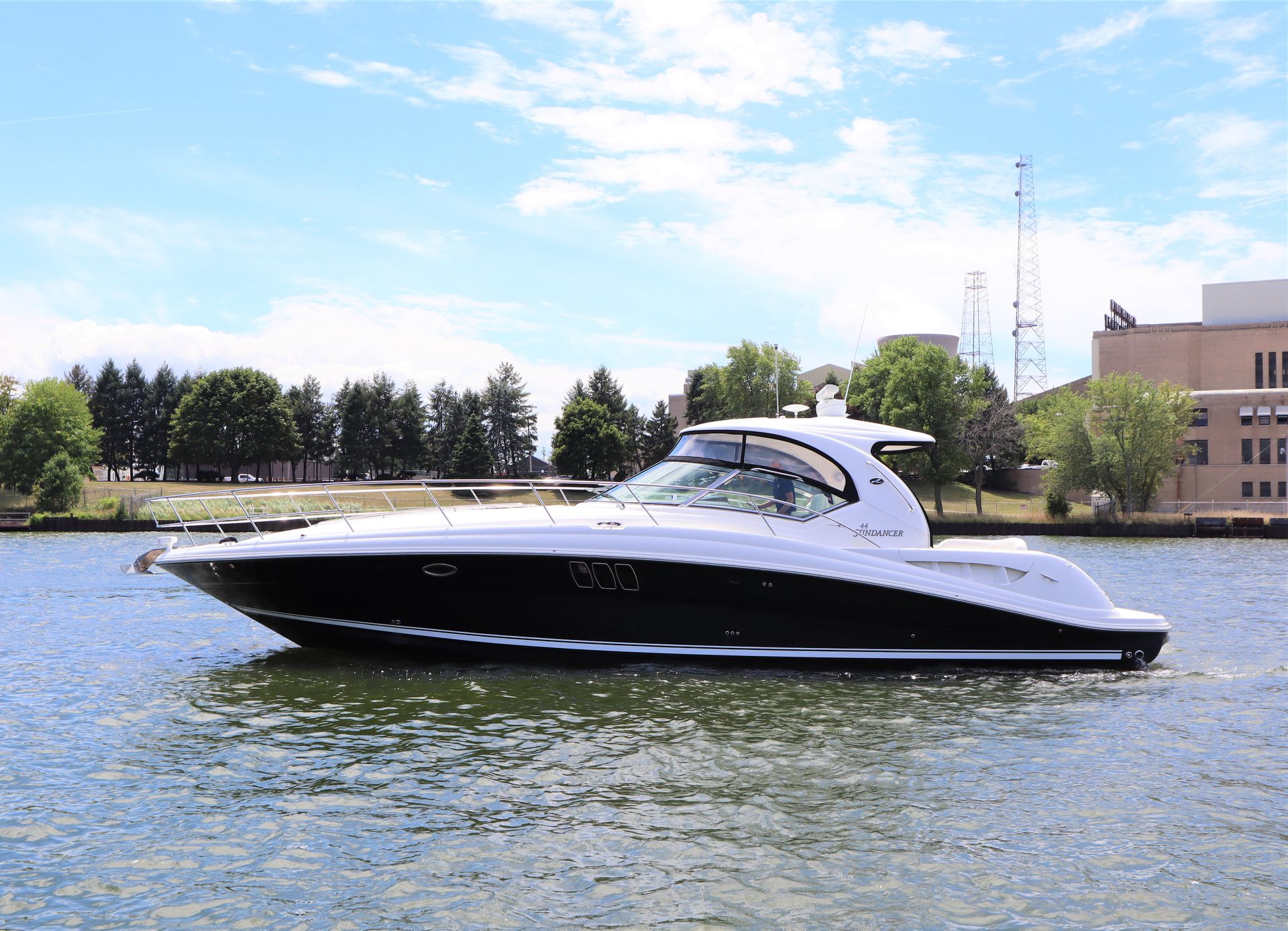 2007 Sea Ray 44 Sundancer - Weber Yachts