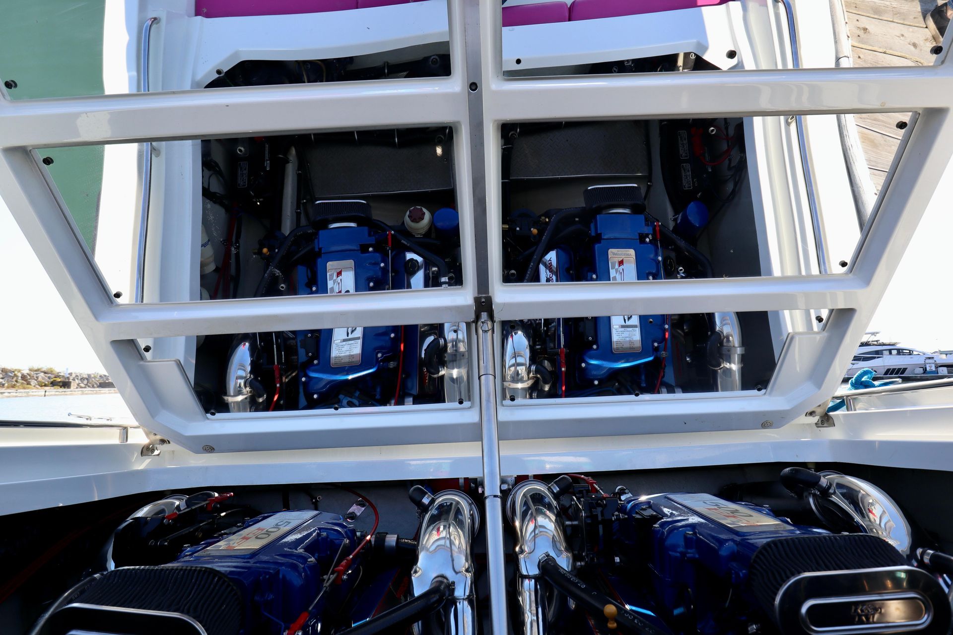 1992 Formula 357 SR-1 - Weber Yachts