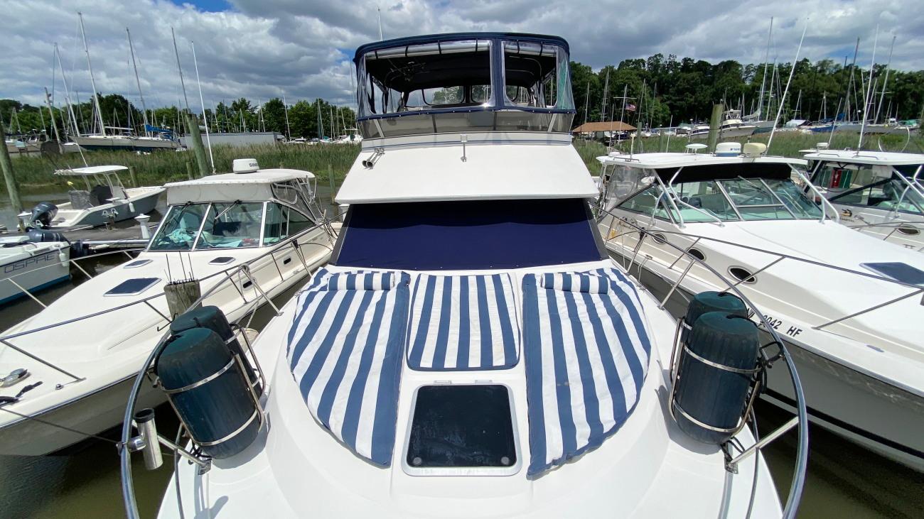 1992 Carver 36 Aft Cabin Motoryacht Motor Yachts for sale - YachtWorld