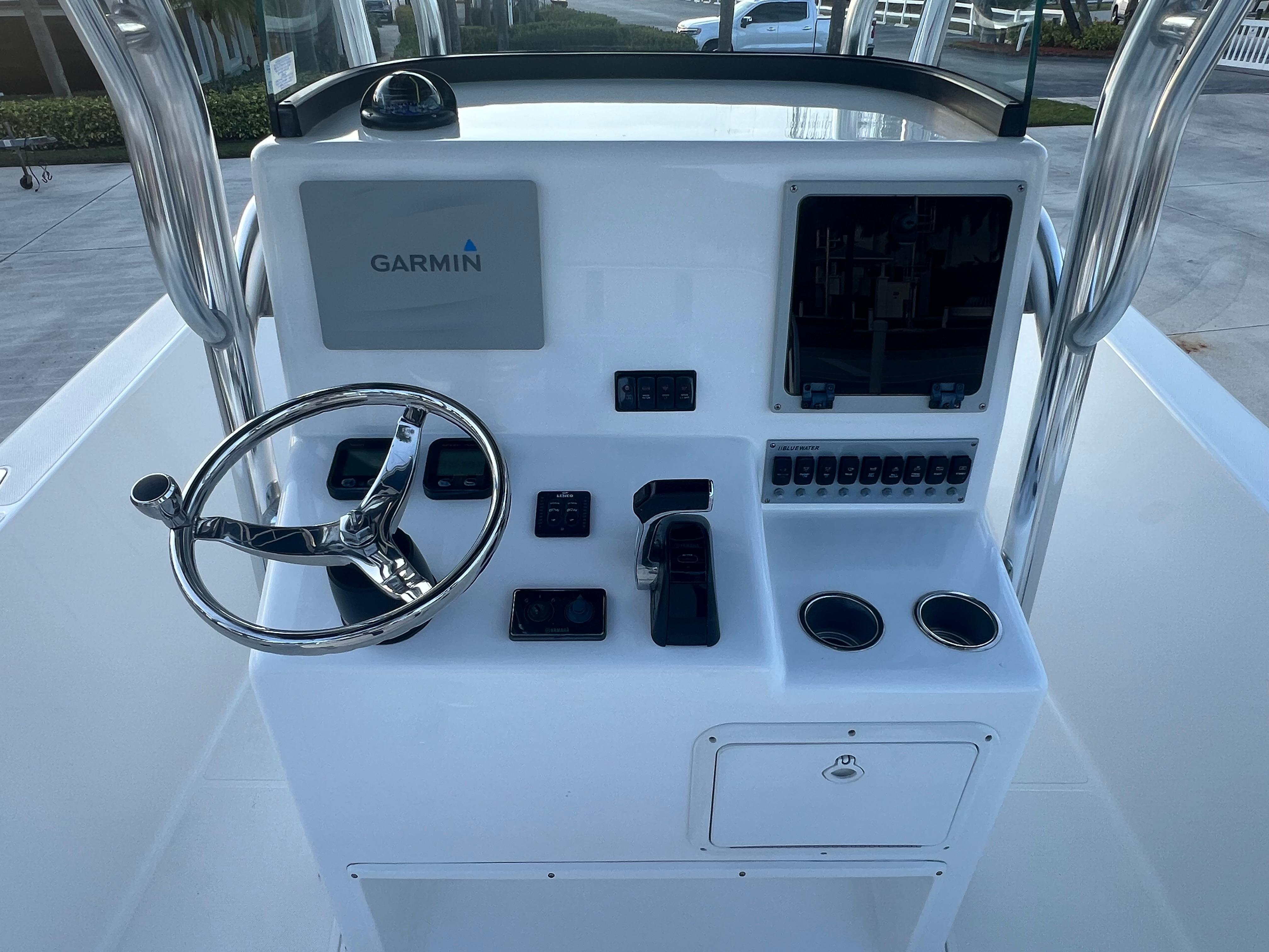2017 Bluewater 25 Center Console Center Console for sale - YachtWorld