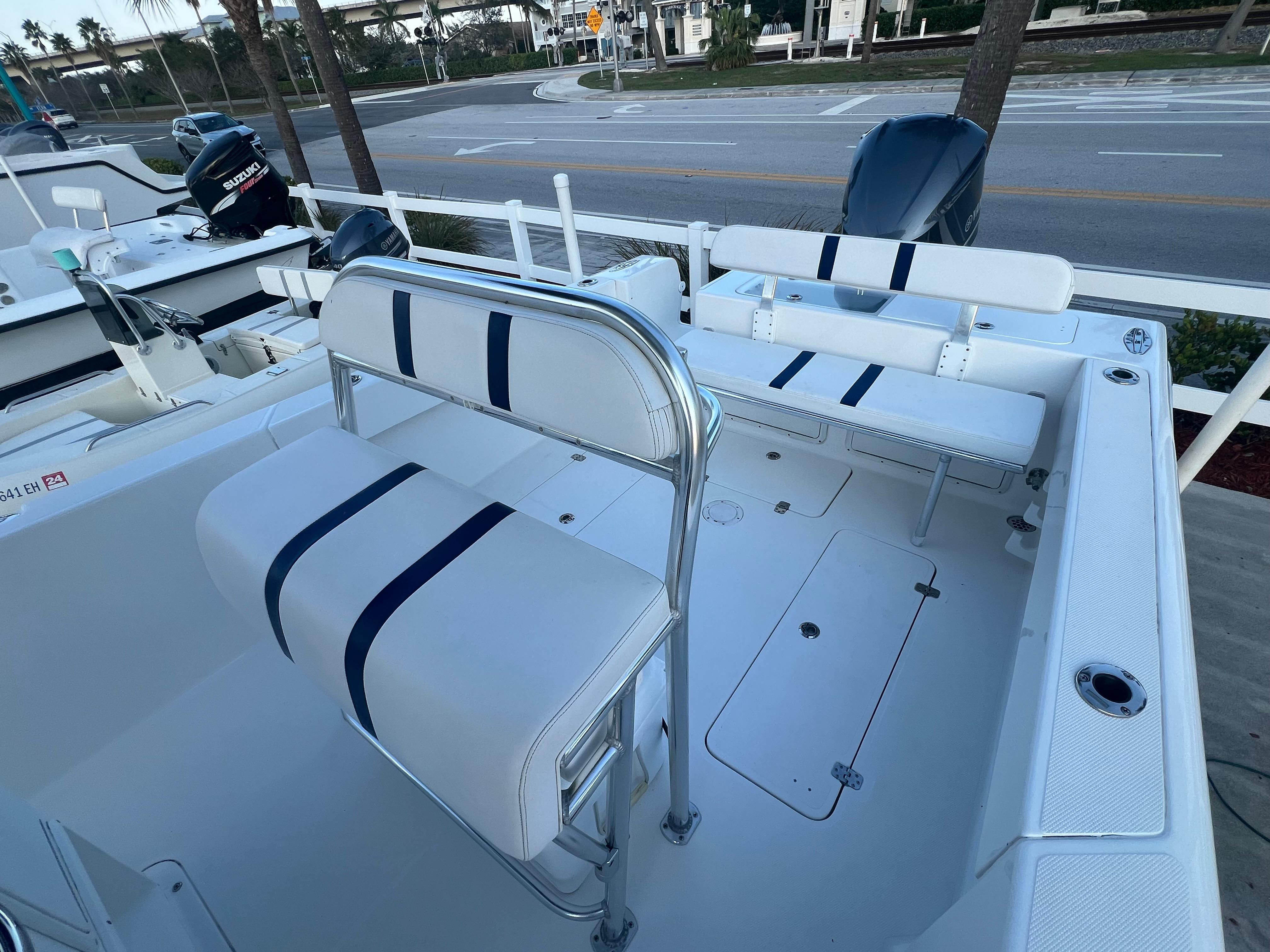 2017 Bluewater 25 Center Console Center Console for sale - YachtWorld