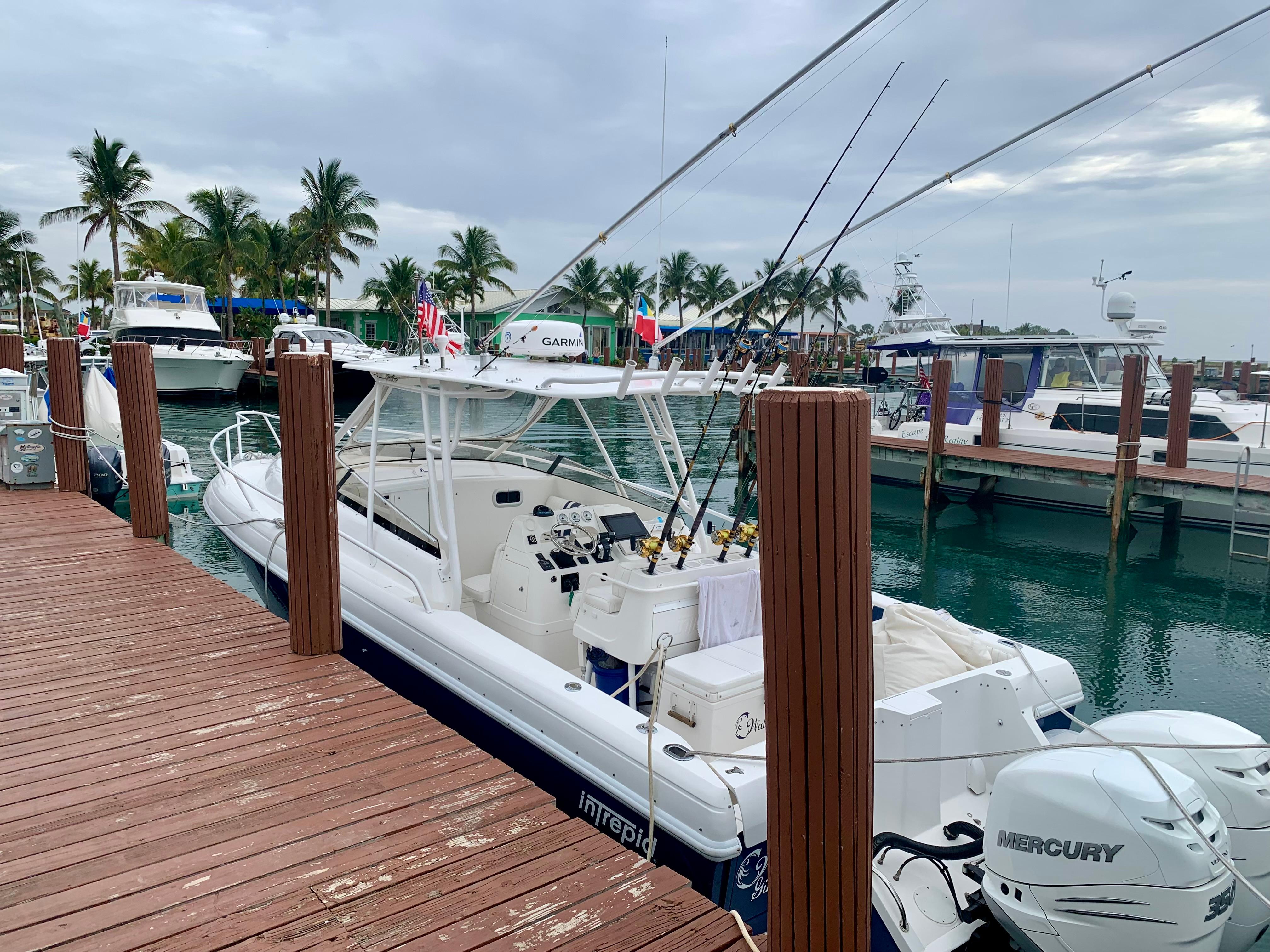 2002 Intrepid 348 Walkaround Center Console for sale - YachtWorld