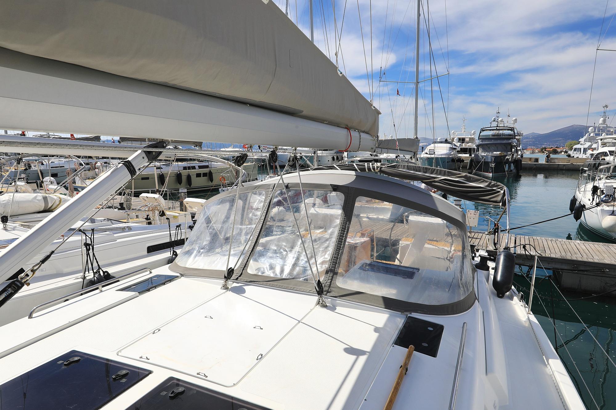 2016 Hanse 455 Cruiser for sale - YachtWorld