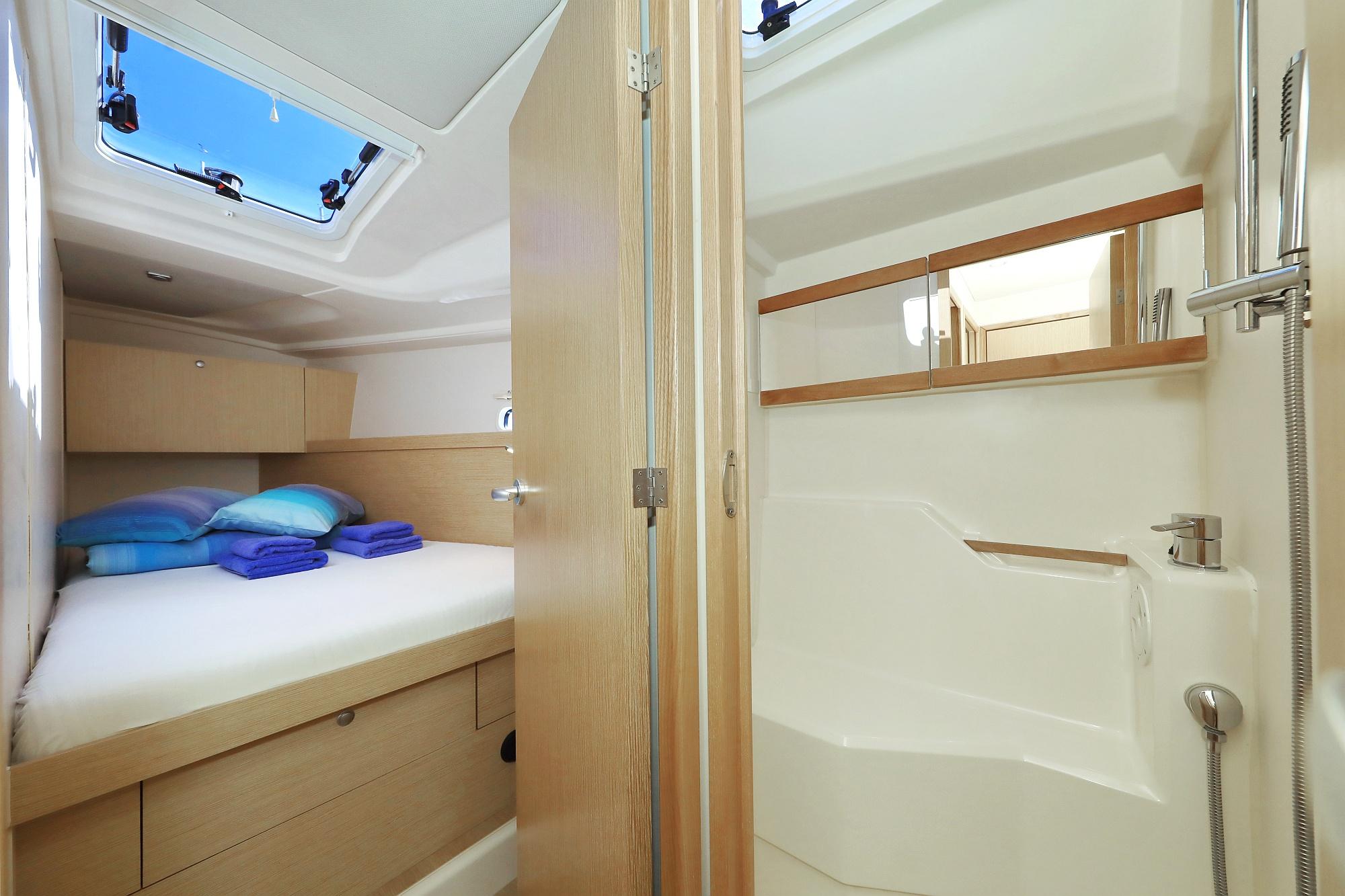 2016 Hanse 455 Cruiser for sale - YachtWorld