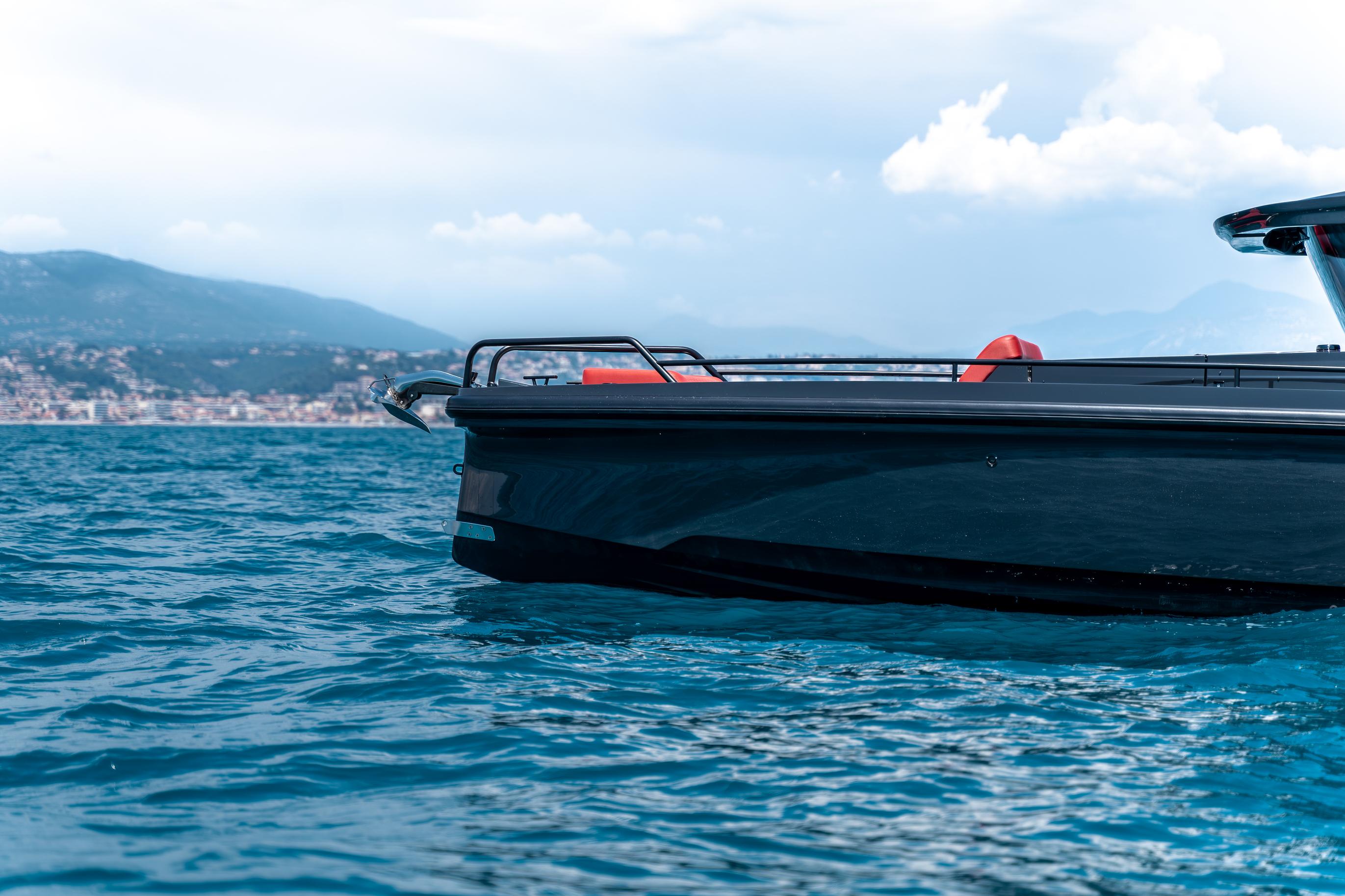 2021 Axopar Shadow 900 XC BRABUS Tender for sale - YachtWorld