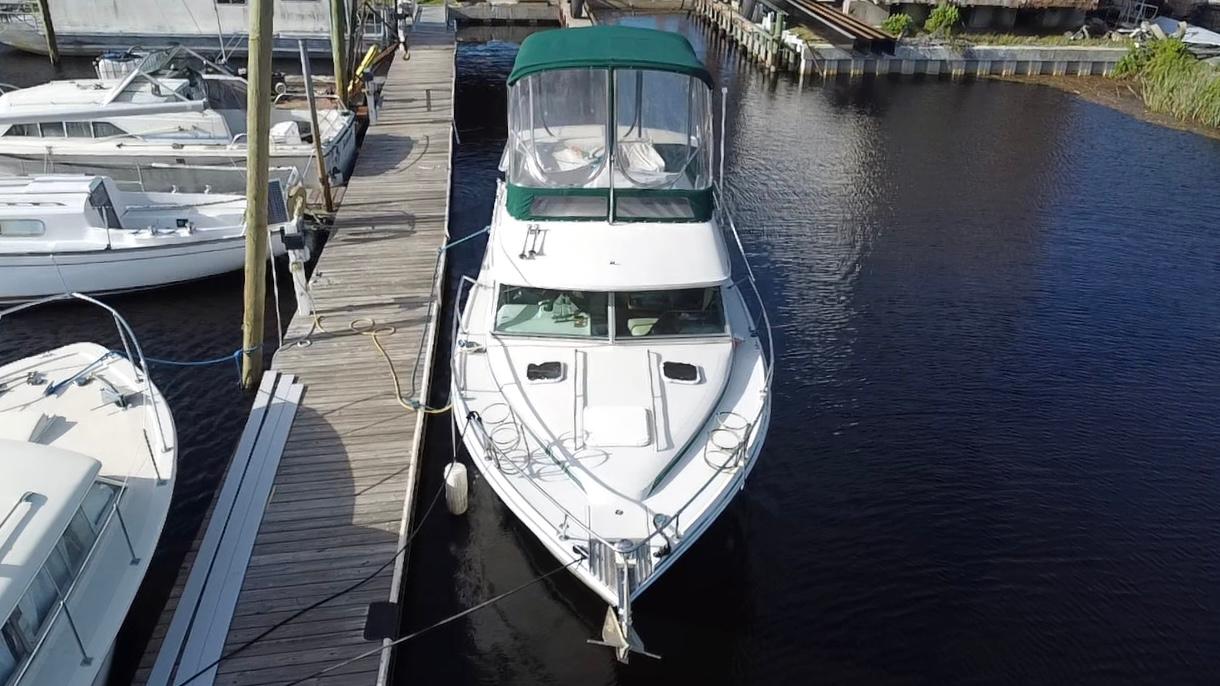 1987 Sea Ray 300 Sedan Bridge Flybridge for sale - YachtWorld