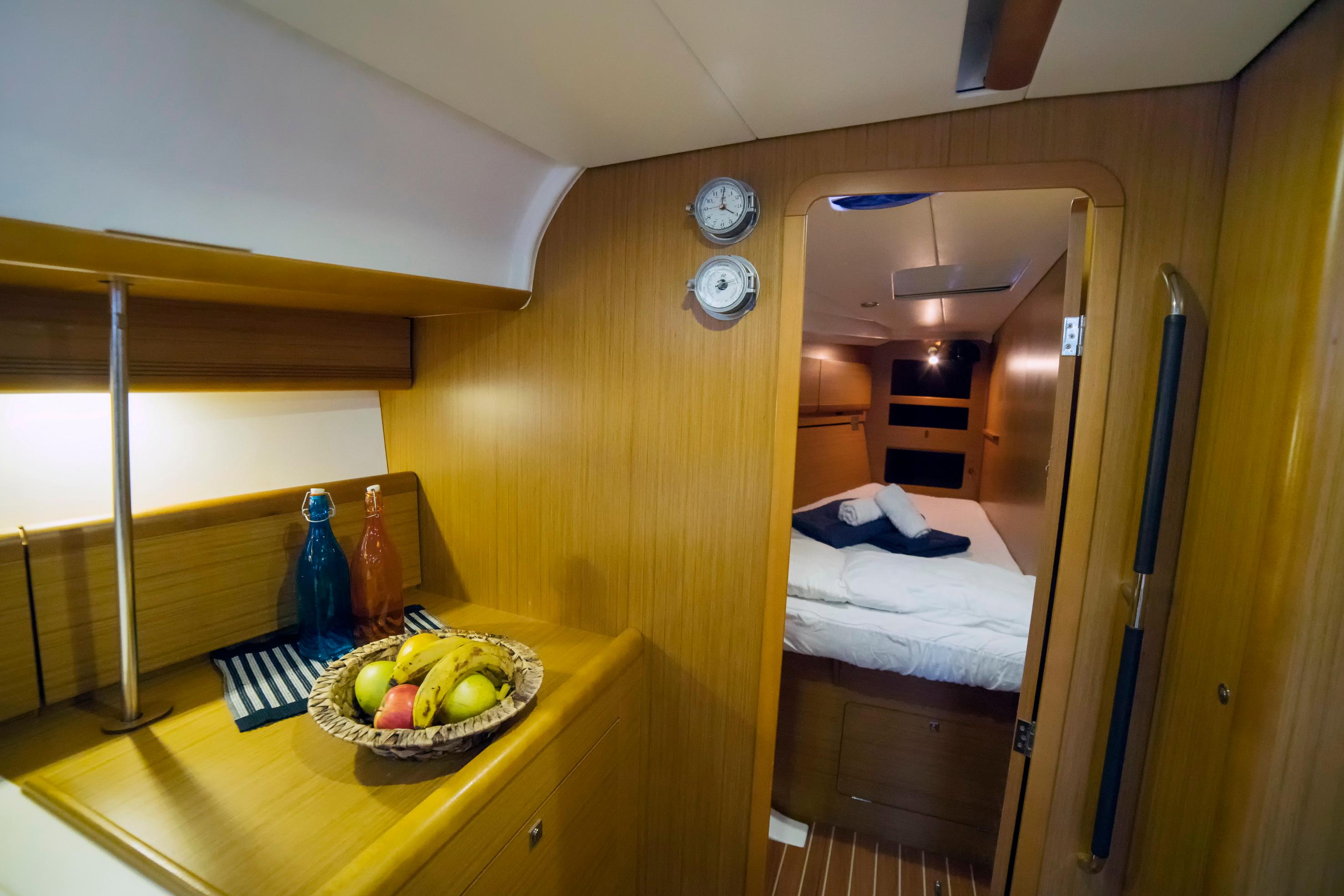 2009 Jeanneau Sun Odyssey 44i Racer/Cruiser for sale - YachtWorld