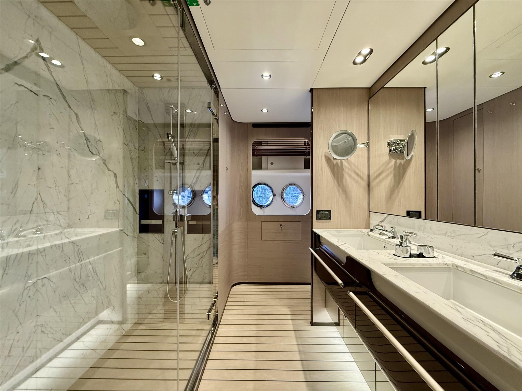 2020 Azimut Grande 27M Barcos flybridge en venta - YachtWorld