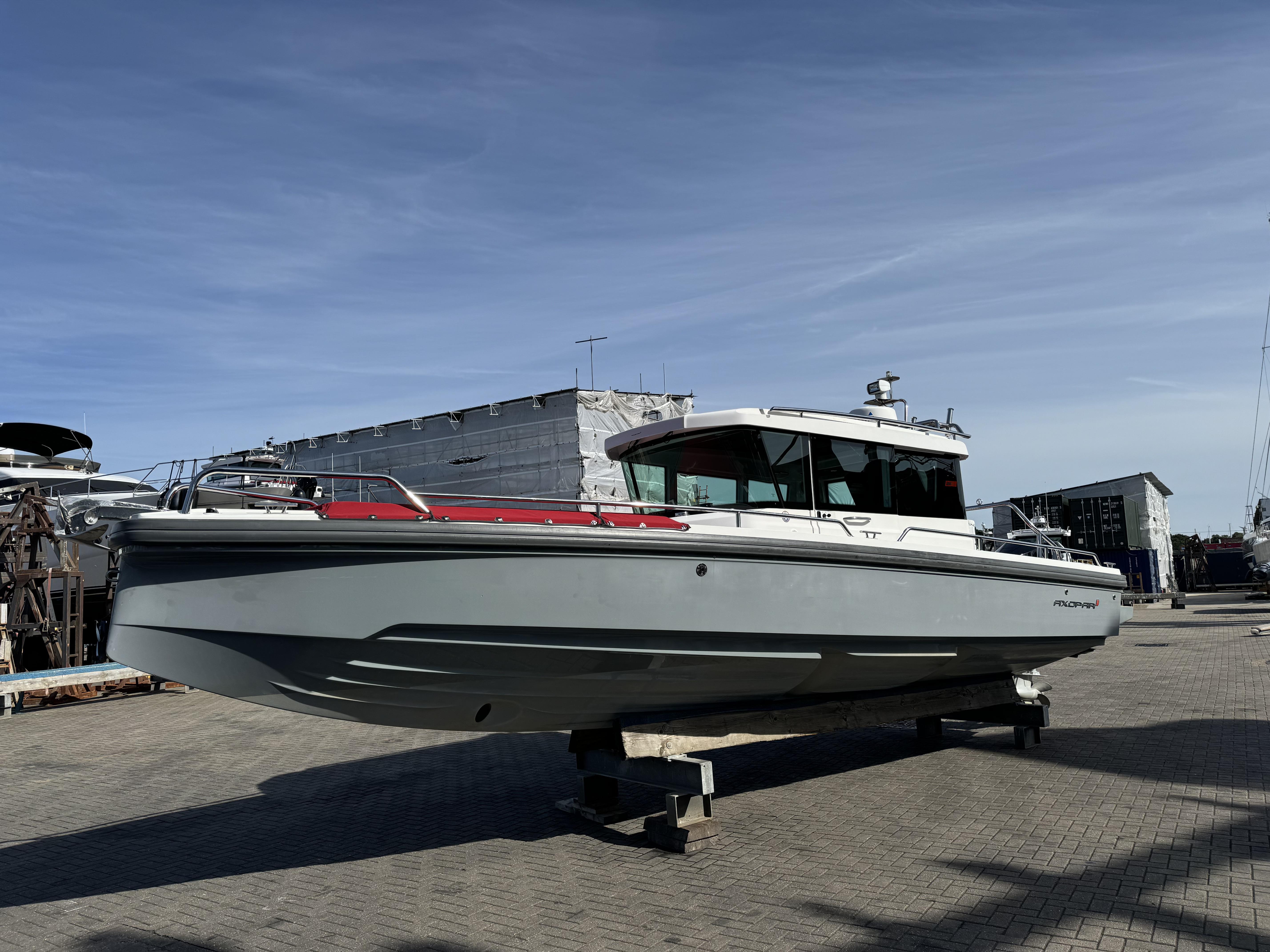 Axopar 28 CABIN | 9m | 2019 - Hampshire | Boats and Outboards