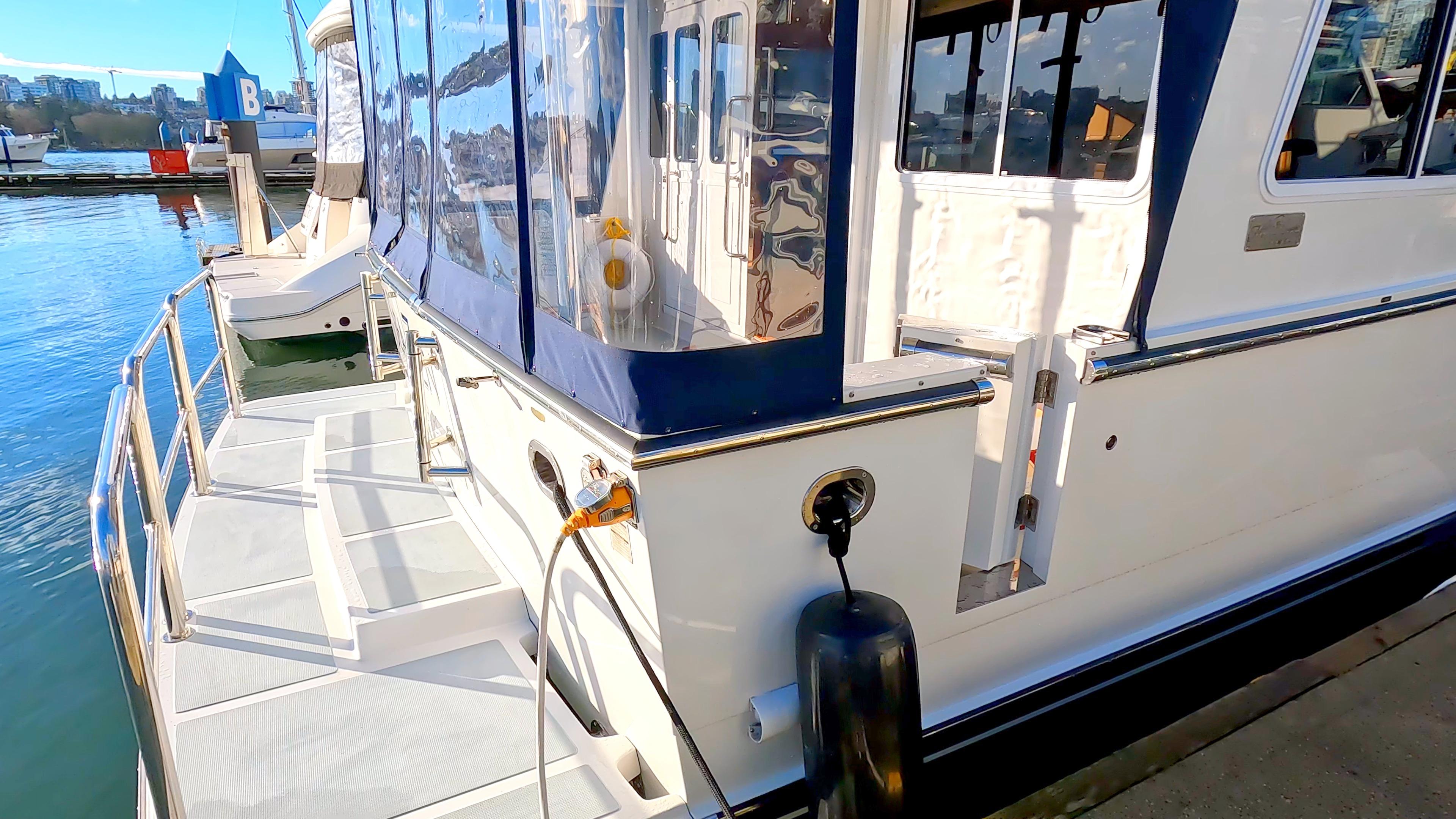 2022 Helmsman Trawlers 43E Trawler for sale - YachtWorld