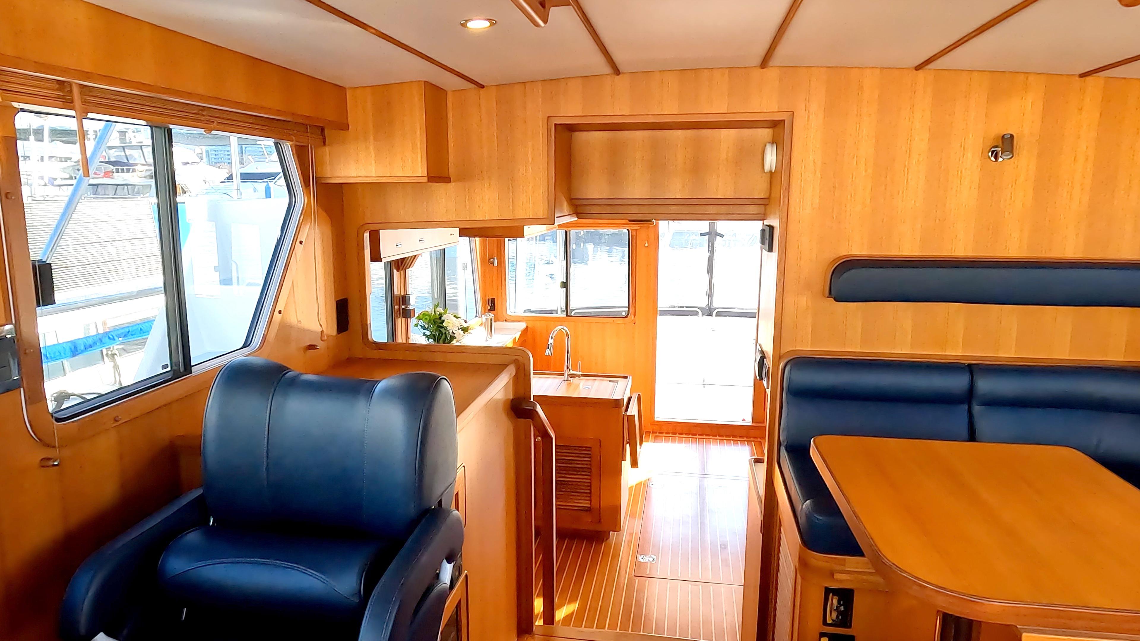 2022 Helmsman Trawlers 43E Trawler for sale - YachtWorld
