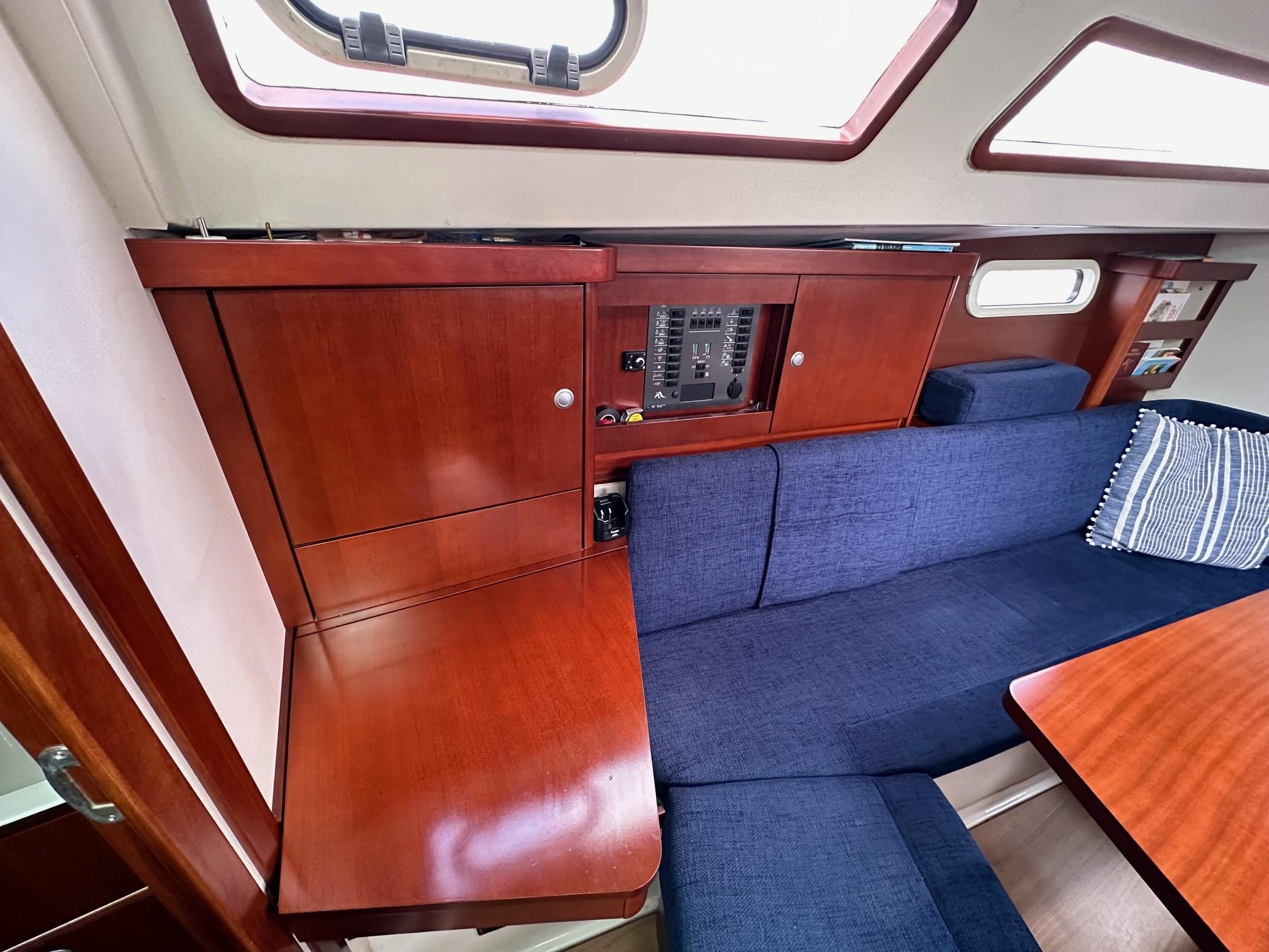 2008 Hanse 320 Cruiser for sale - YachtWorld