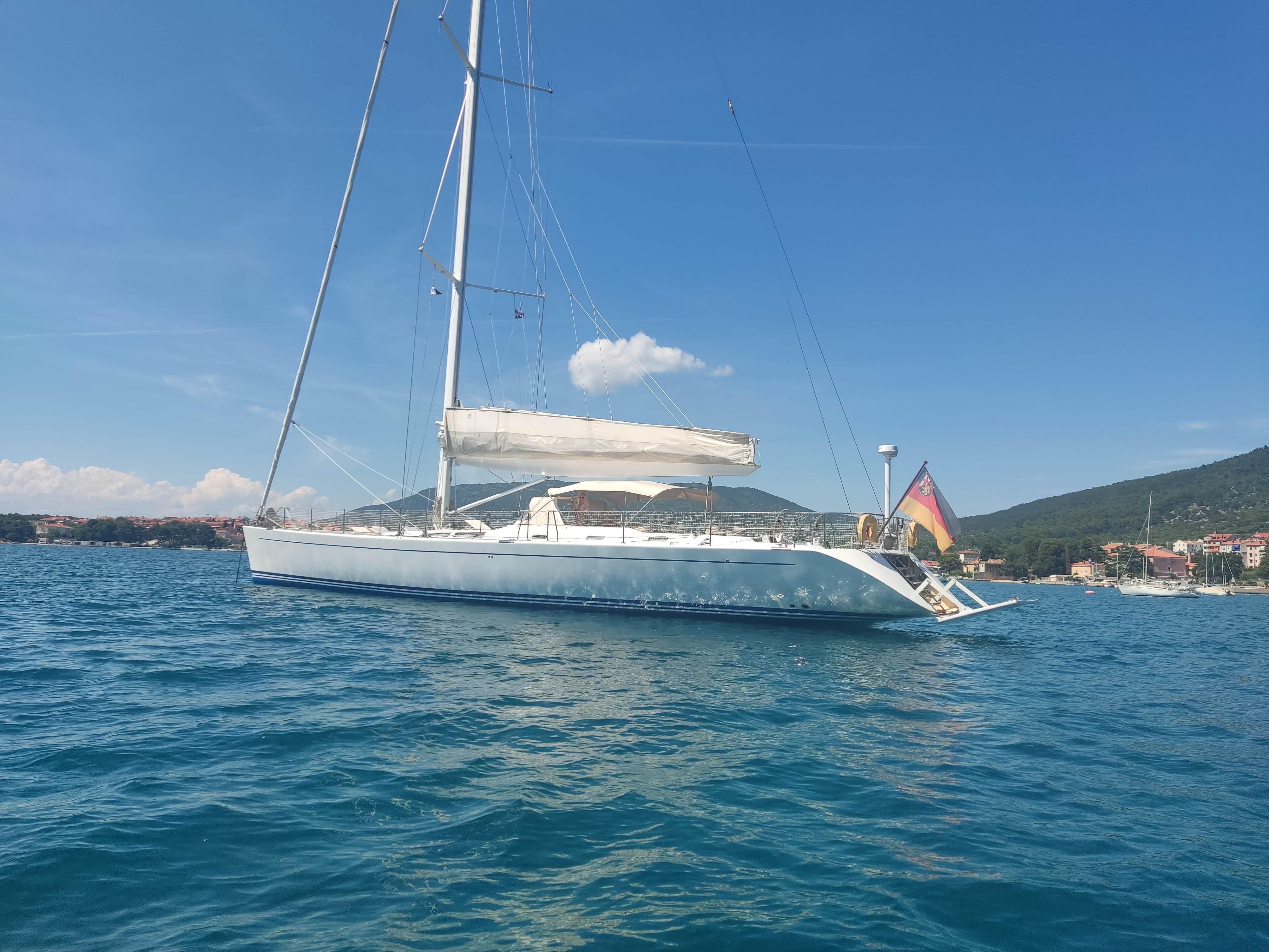 Sweden Yachts 80 | 24m | 2000 | Boats and Outboards